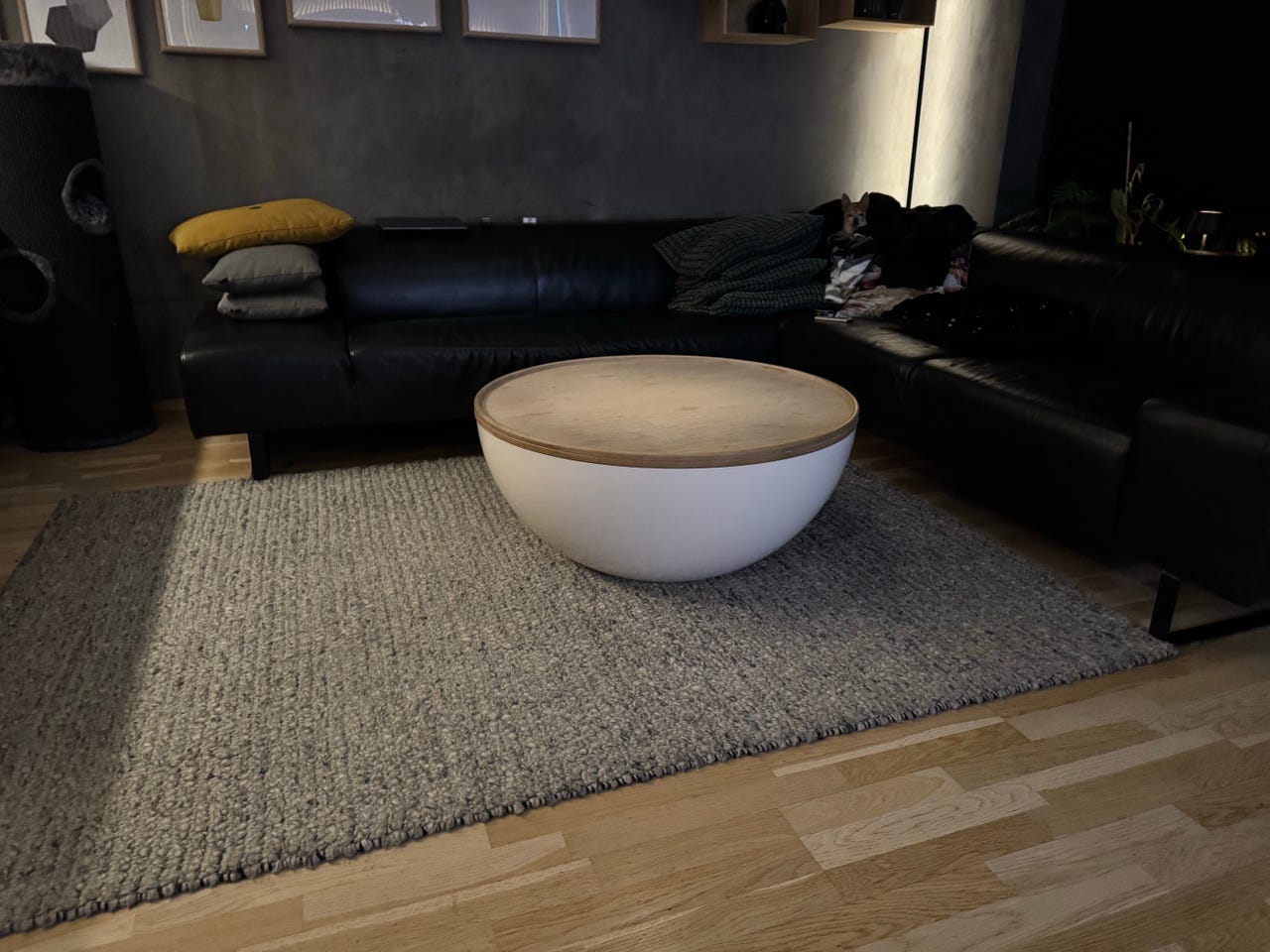 Kult og tidløst Bolia Bowl stuebord med oppbevaring. | FINN-torget
