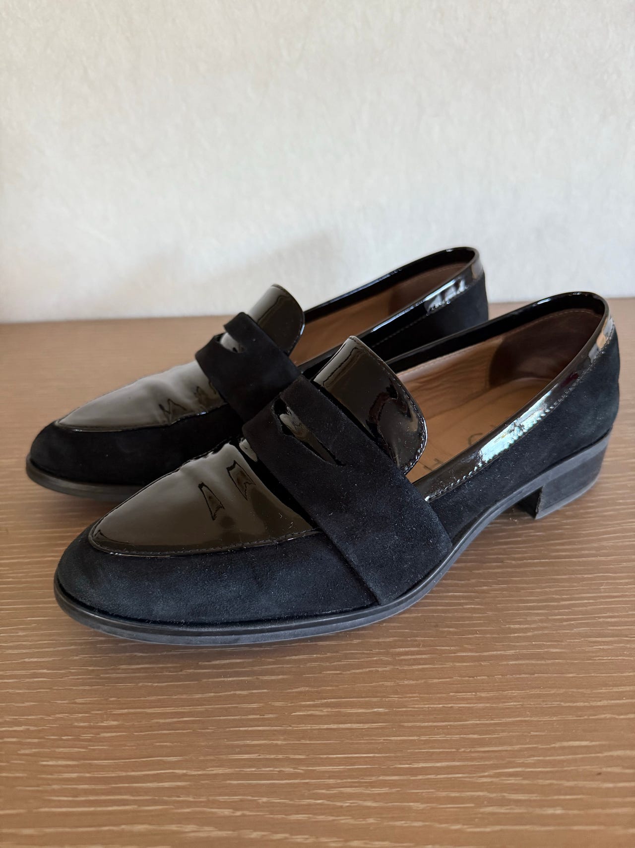 Unisa loafers i svart semsket skinn/lakk - str 38 | FINN-torget