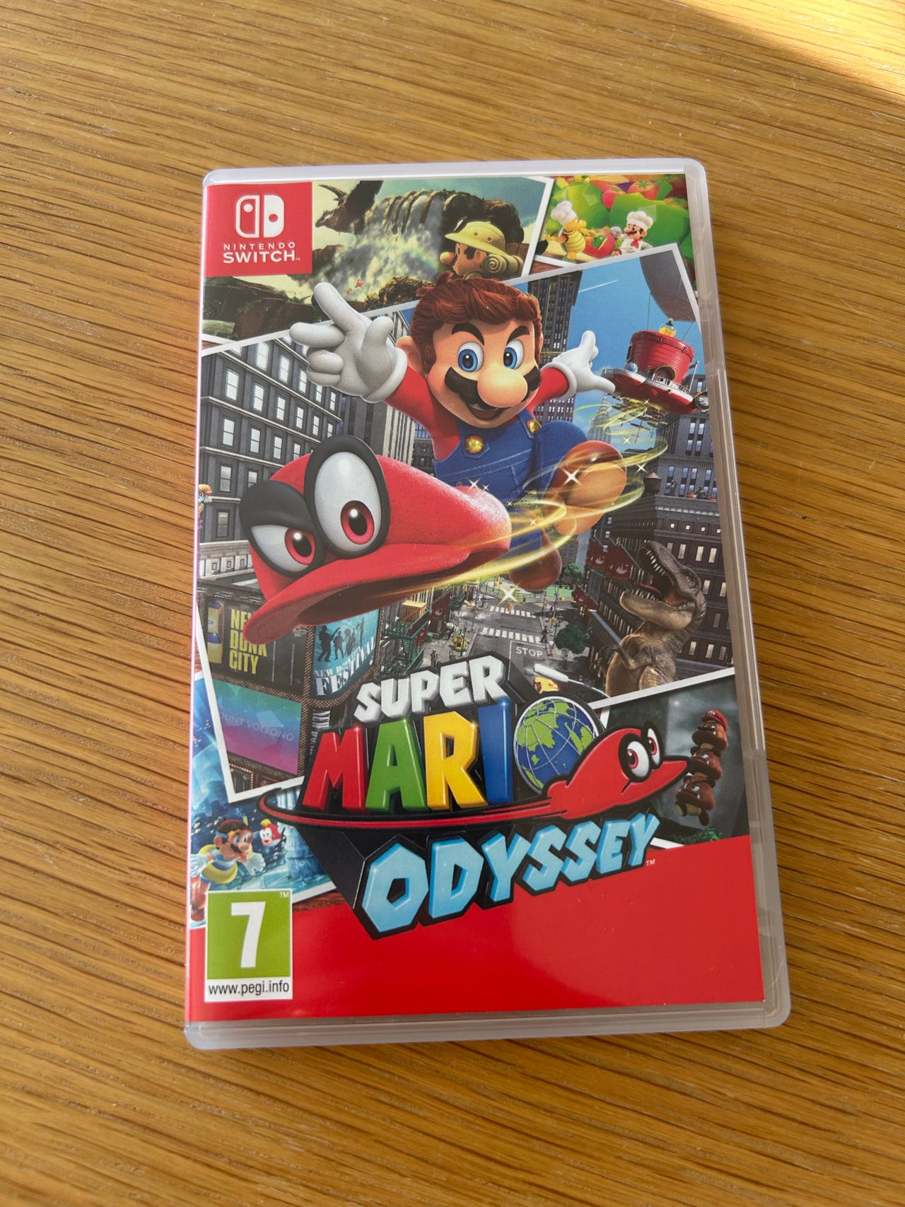Nintendo Switch Super Mario Odyssey | FINN-torget