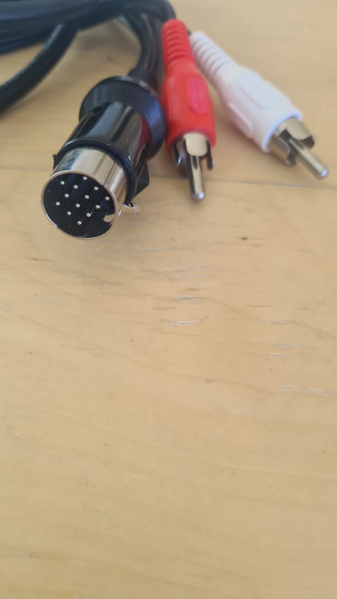 Atari STe - RGB Scart Video Cable with Stereo Audio - | FINN-torget