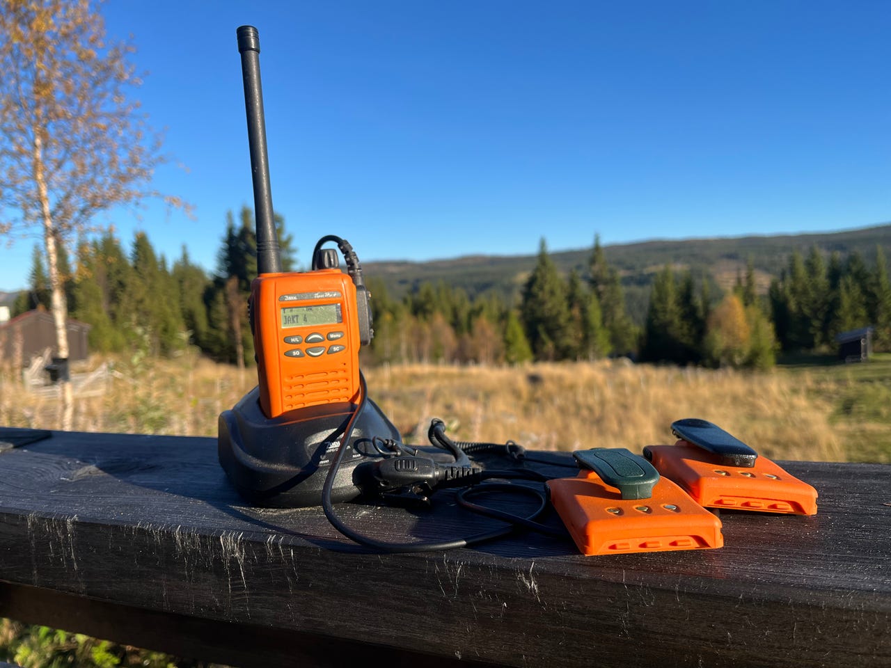 Zodiac Team Pro+ med mic, øremusling, dobbelt lader og 3 batterier ...