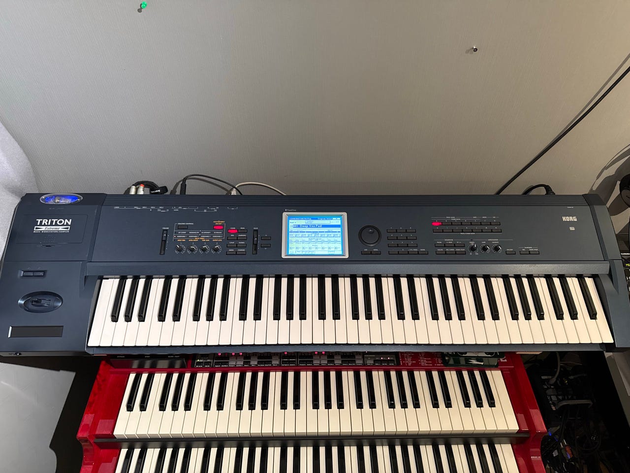 Korg Triton Extreme 76 m/EXB-MOSS | FINN-torget