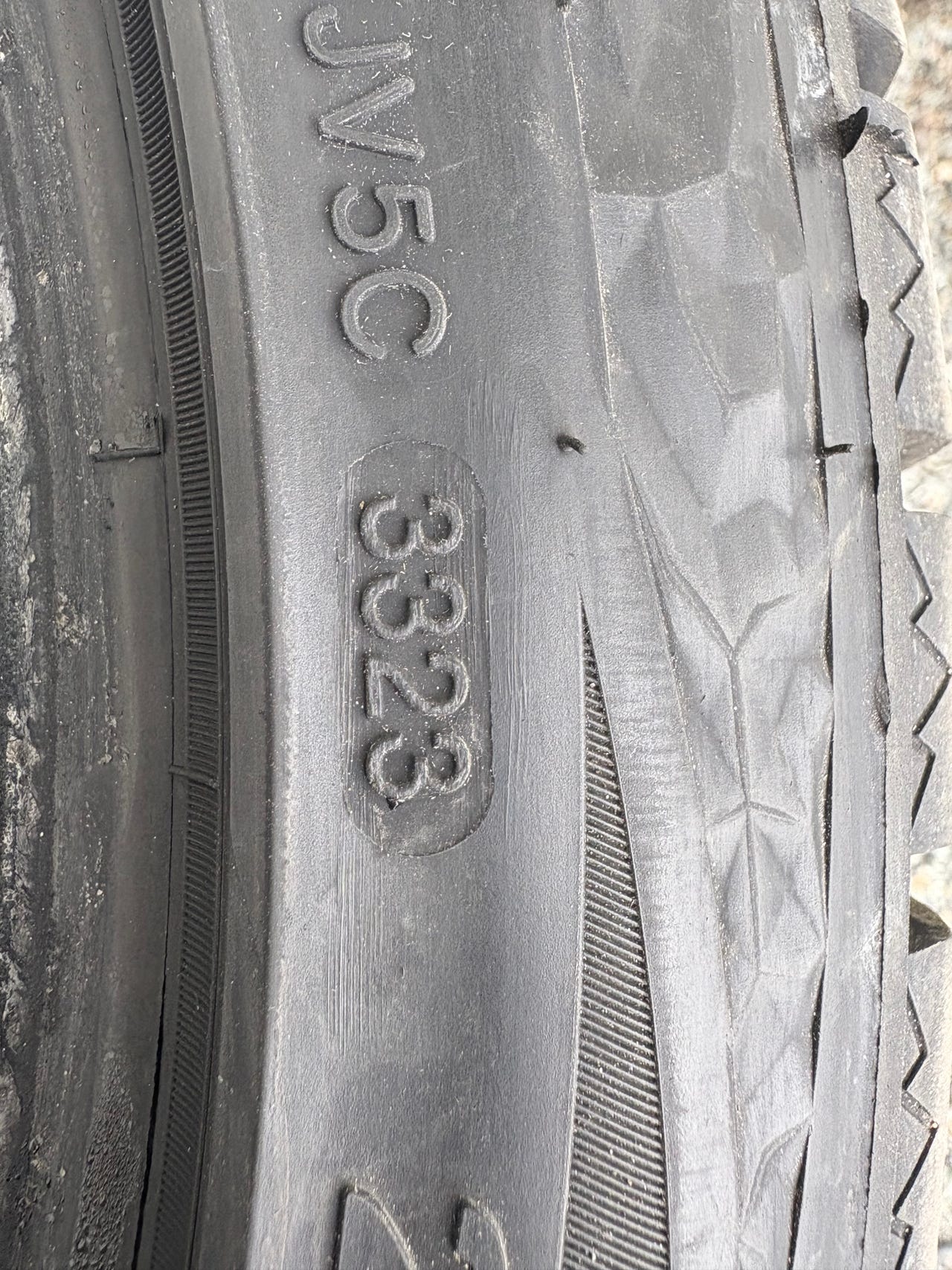 Piggfrie vinterdekk 225/45 R18 95T | FINN-torget