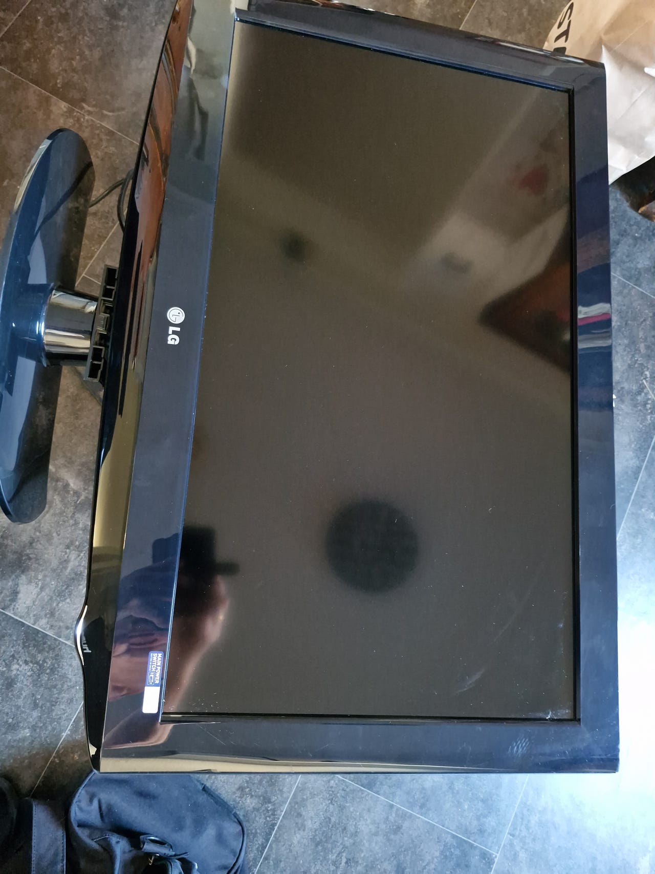 LG 32LD350 LED-TV 32 tommer svart | FINN-torget