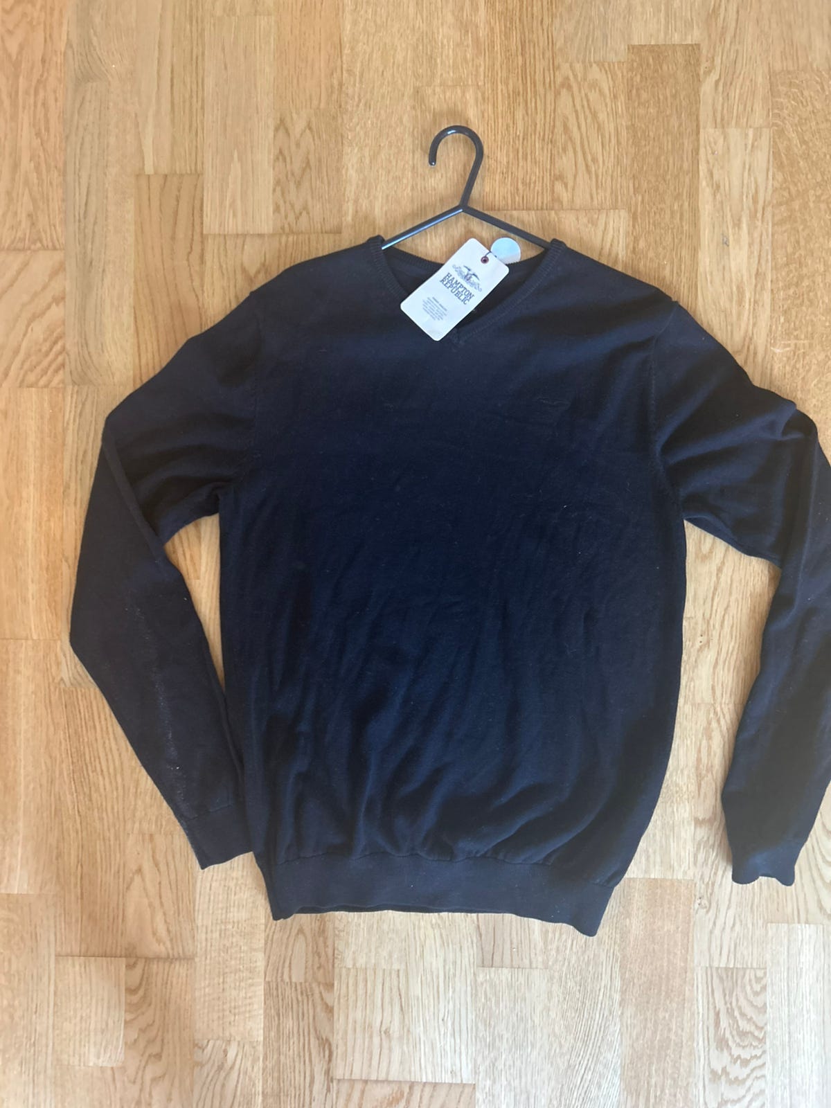 Hampton Republic 27 Genser Svart S | FINN-torget