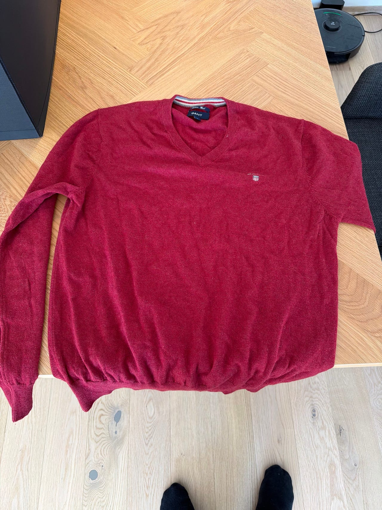 GANT L V-neck genser rød bomull herre | FINN-torget