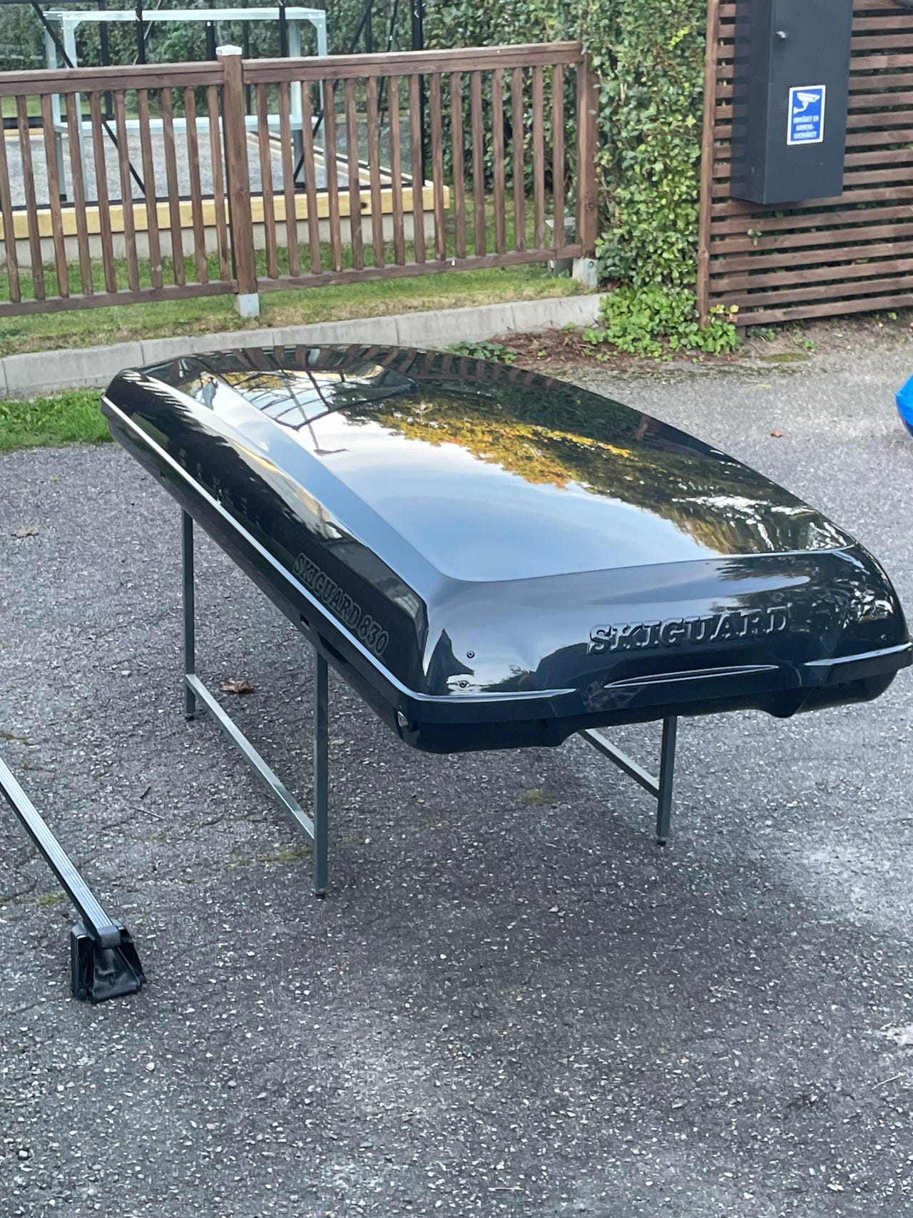 Thule Takboks Svart | FINN-torget