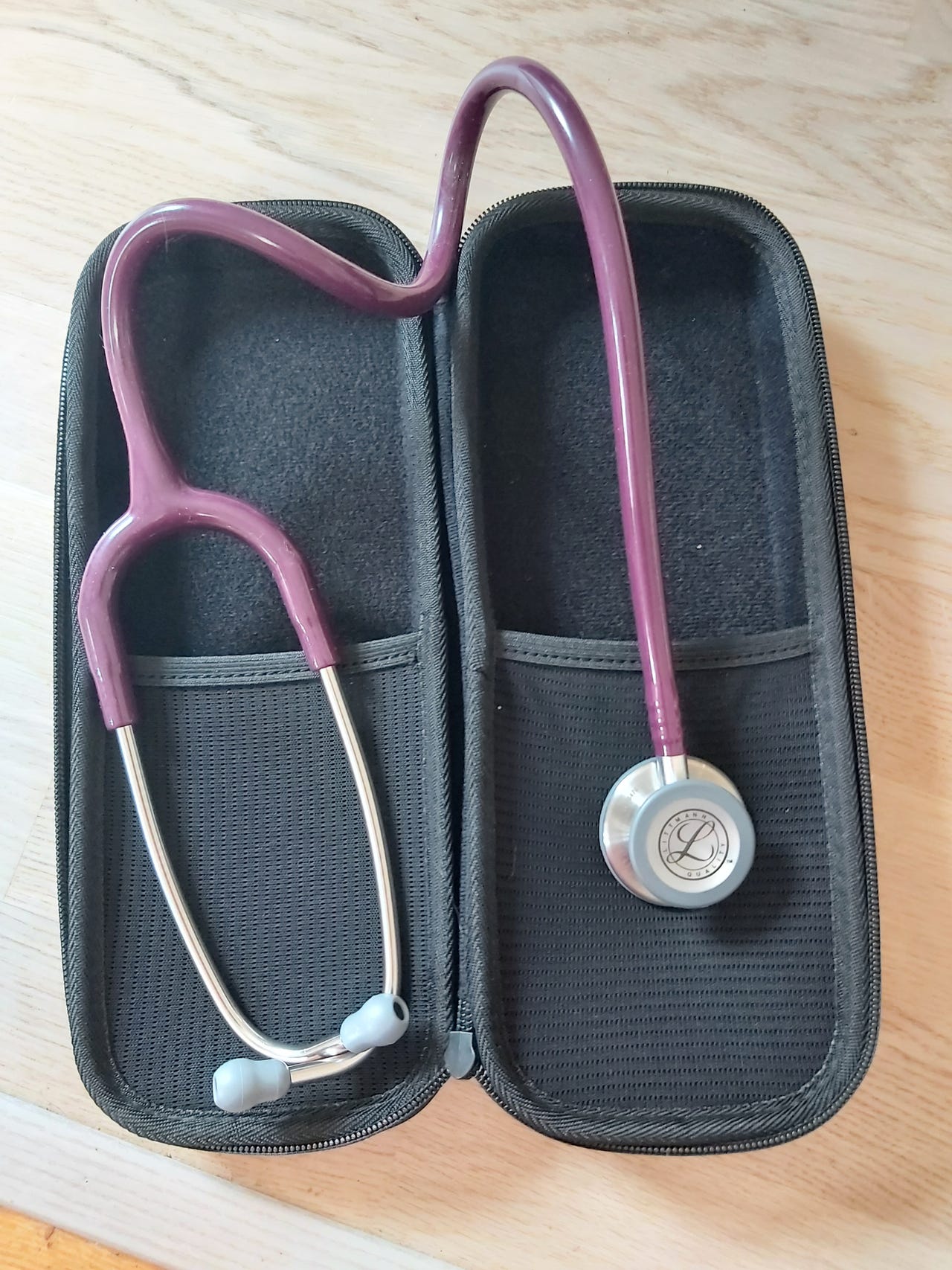 Littmann Classic III S.E Stetoskop og Stetoskopsveske | FINN-torget