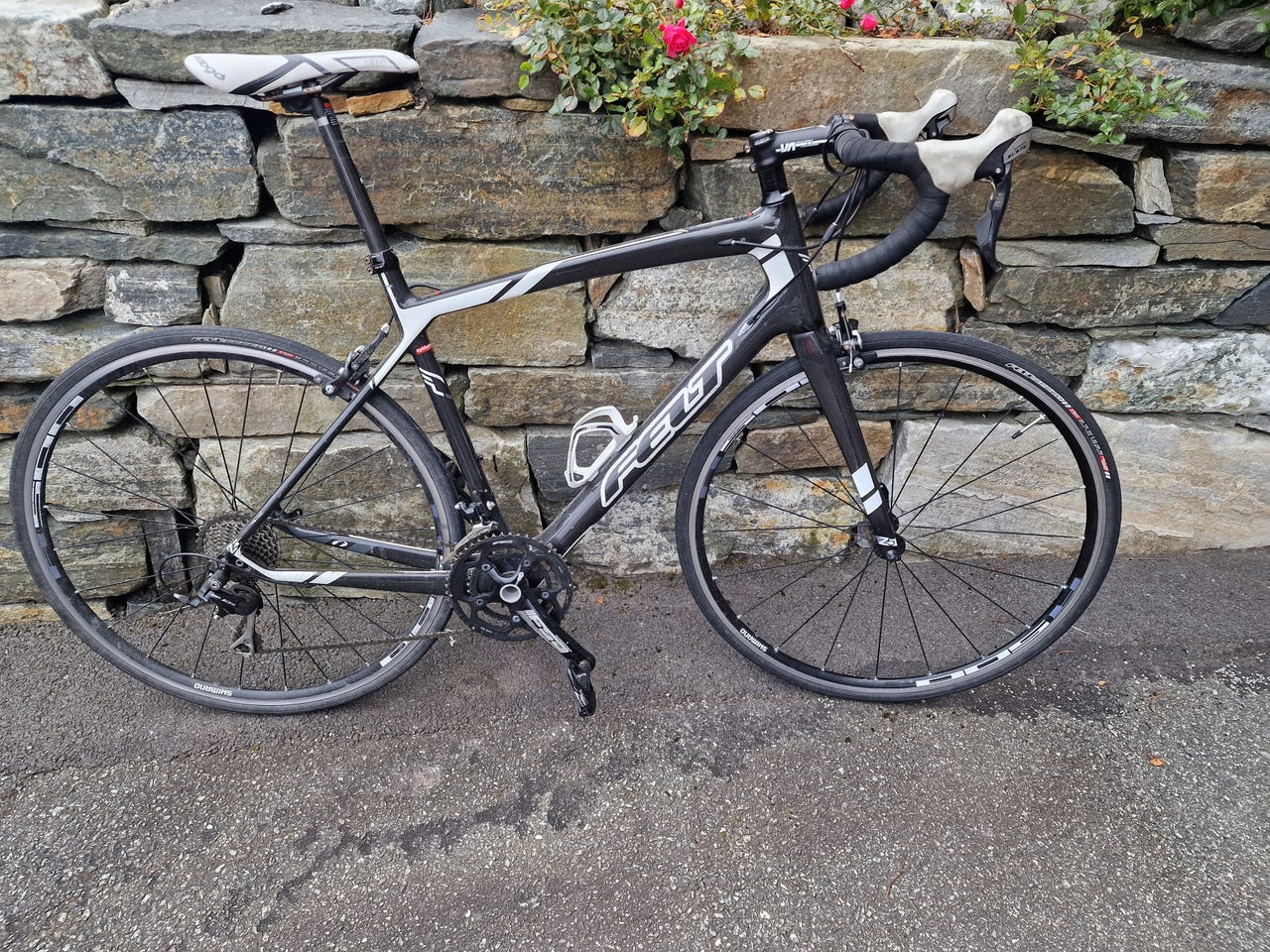 Felt full carbon sykkel str 56 shimano 105 | FINN-torget