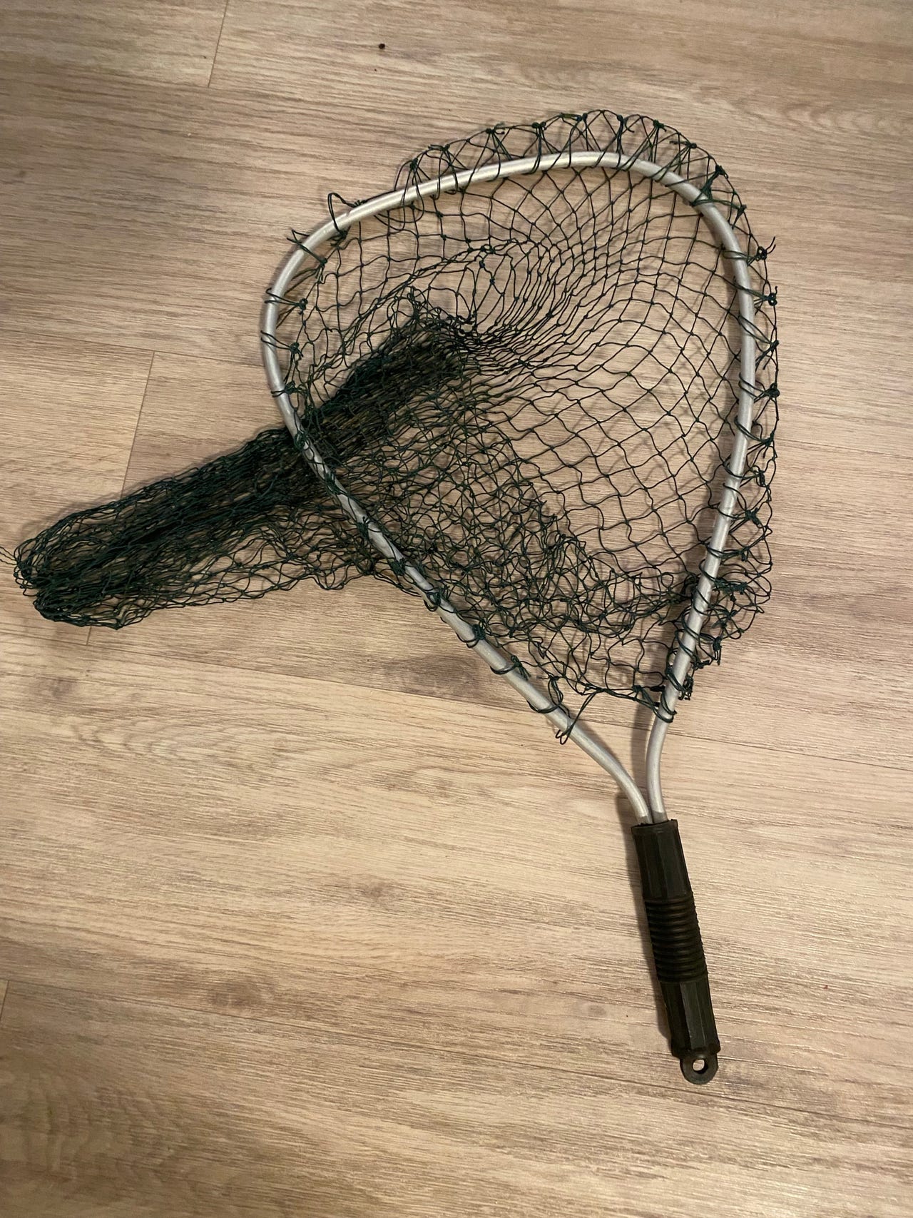 Fiskehåv med netting og sammenleggbar ramme | FINN-torget