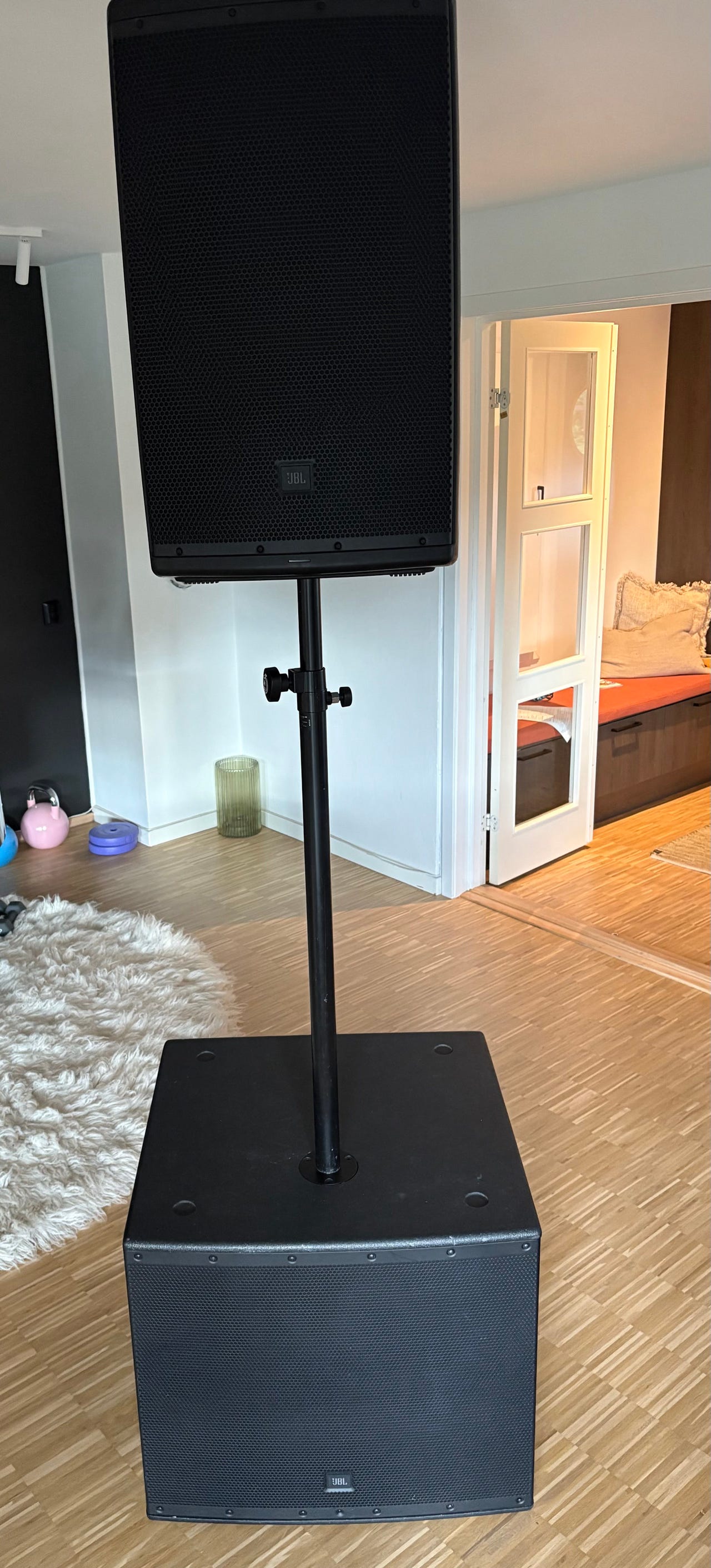 JBL EON 615 Høyttalersystem og JBL EON 618 subwoofere | FINN-torget