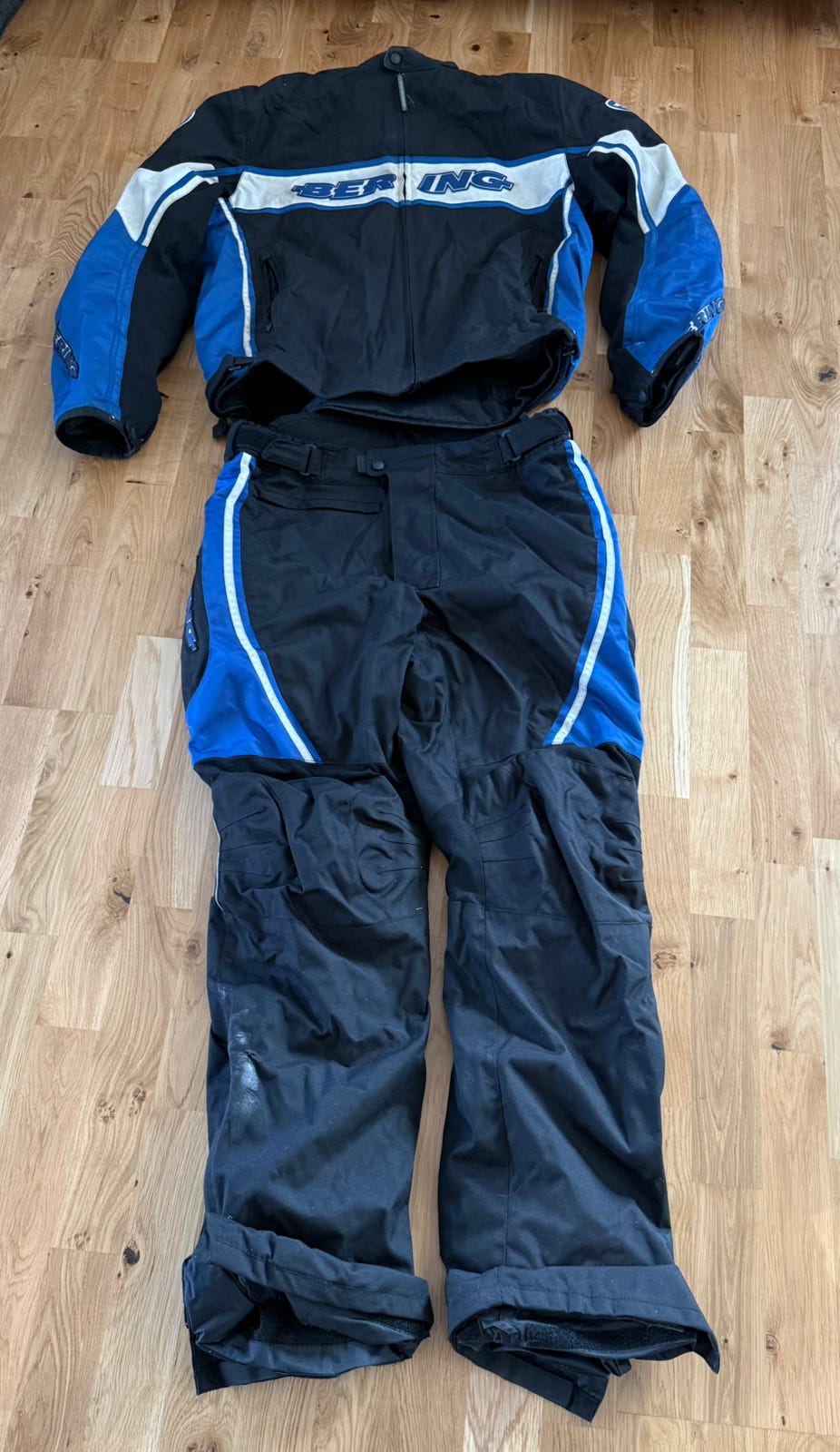 Bering dress med polstring i rygg, albue, kne - ATV/MC | FINN-torget