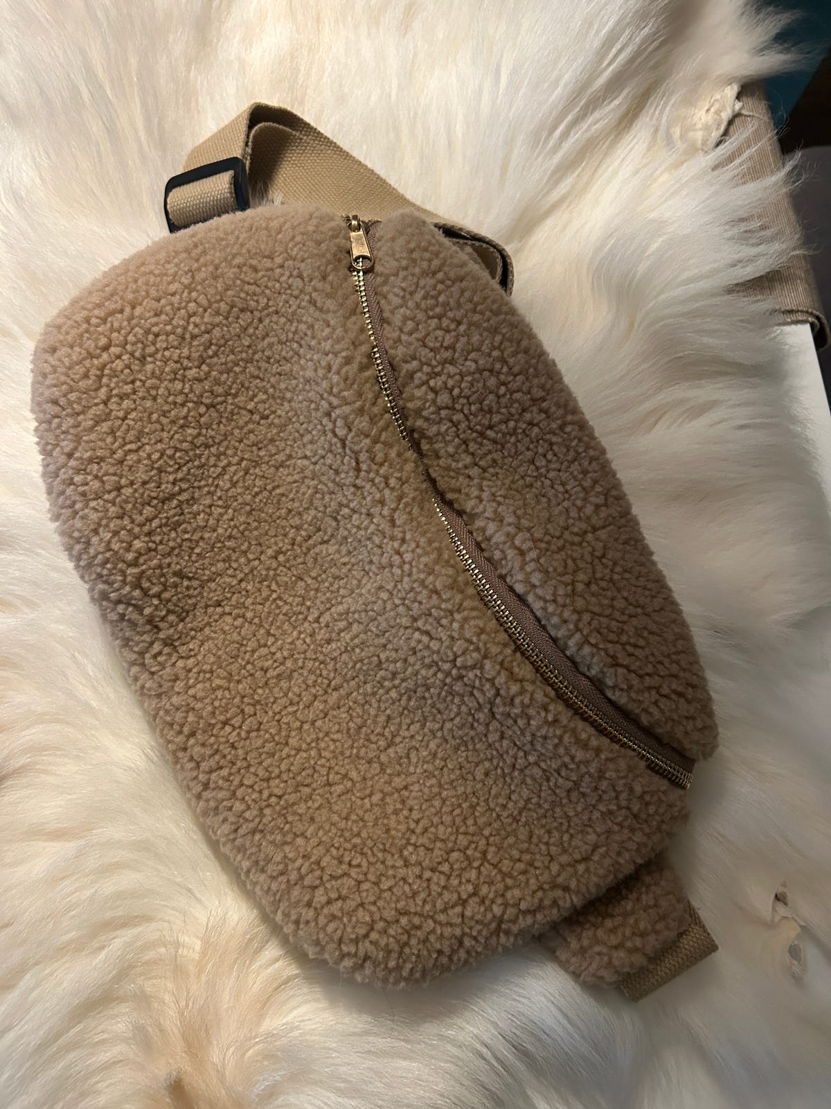 Teddy bumbag | FINN-torget