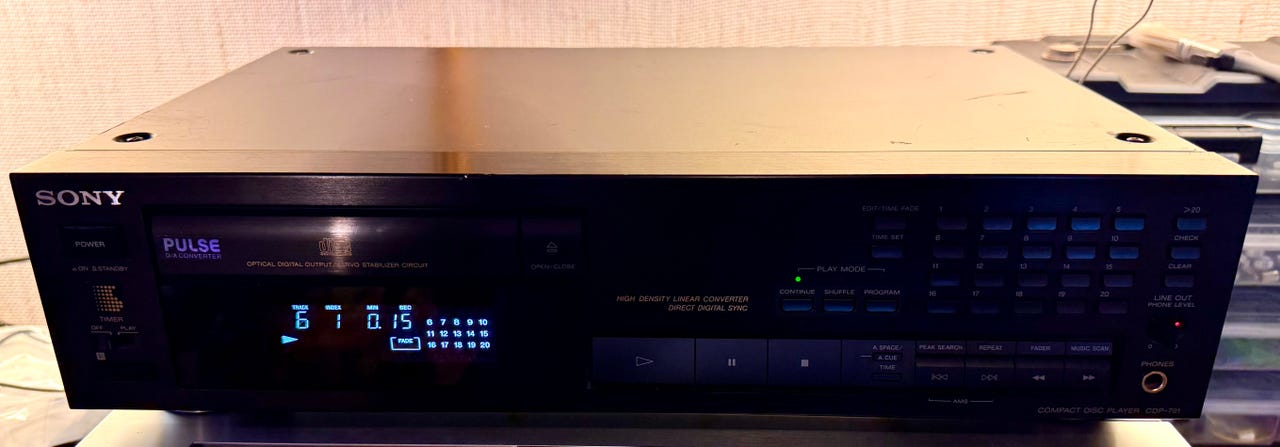 Sony CDP-497 CD-spiller i god bruksstand | FINN-torget