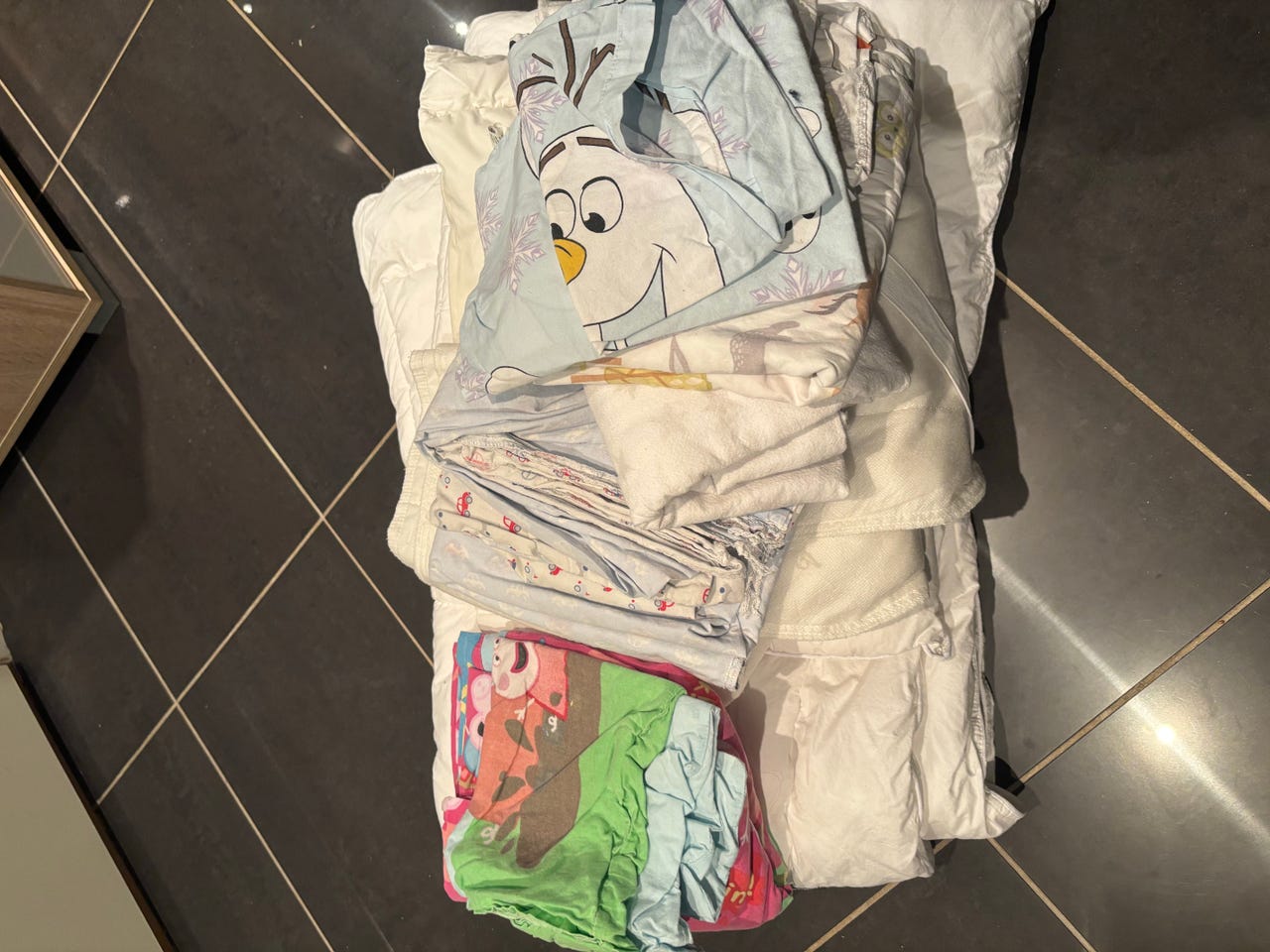 Dyne, sengesett og laken for små barn | FINN-torget