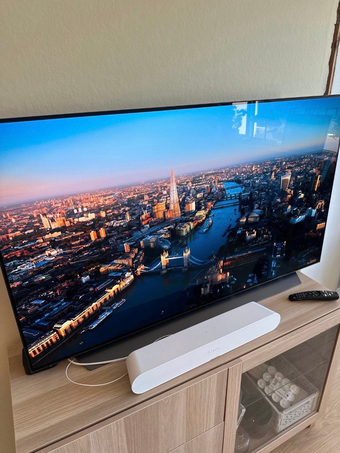 LG OLED 55 tommer 4K UHD (55C9) | FINN-torget