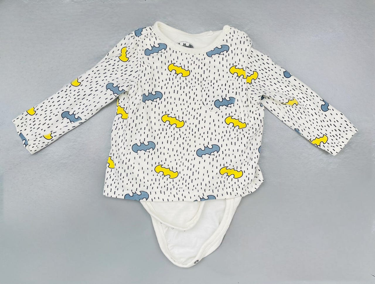 Batman hvit gul blå langermet dobbel bomull body trøye til baby str 80 ...