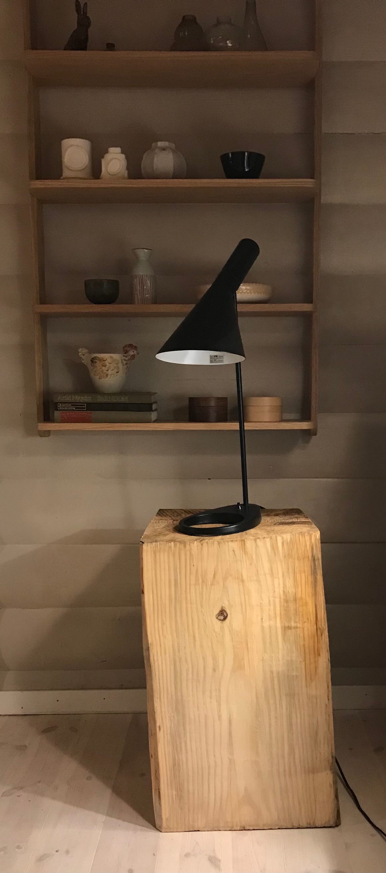 Stubbe/bord/sidebord i furu | FINN-torget