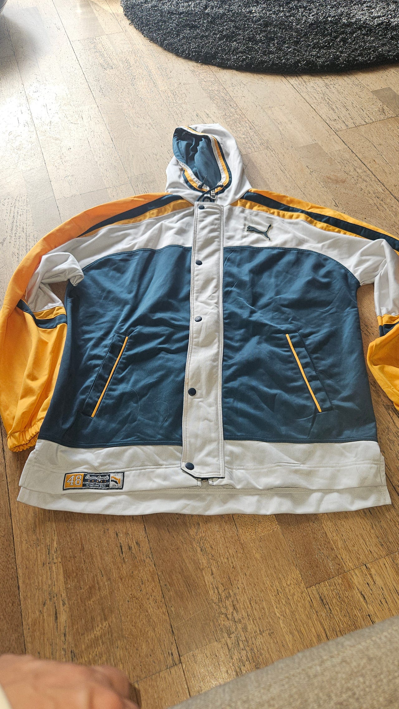 Puma 48 Dynamic Sports Jakke Unisex L Blå Hvit Gul Polyester | FINN-torget