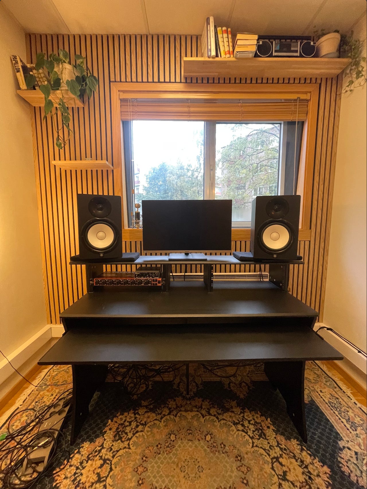 Studiopult | FINN-torget