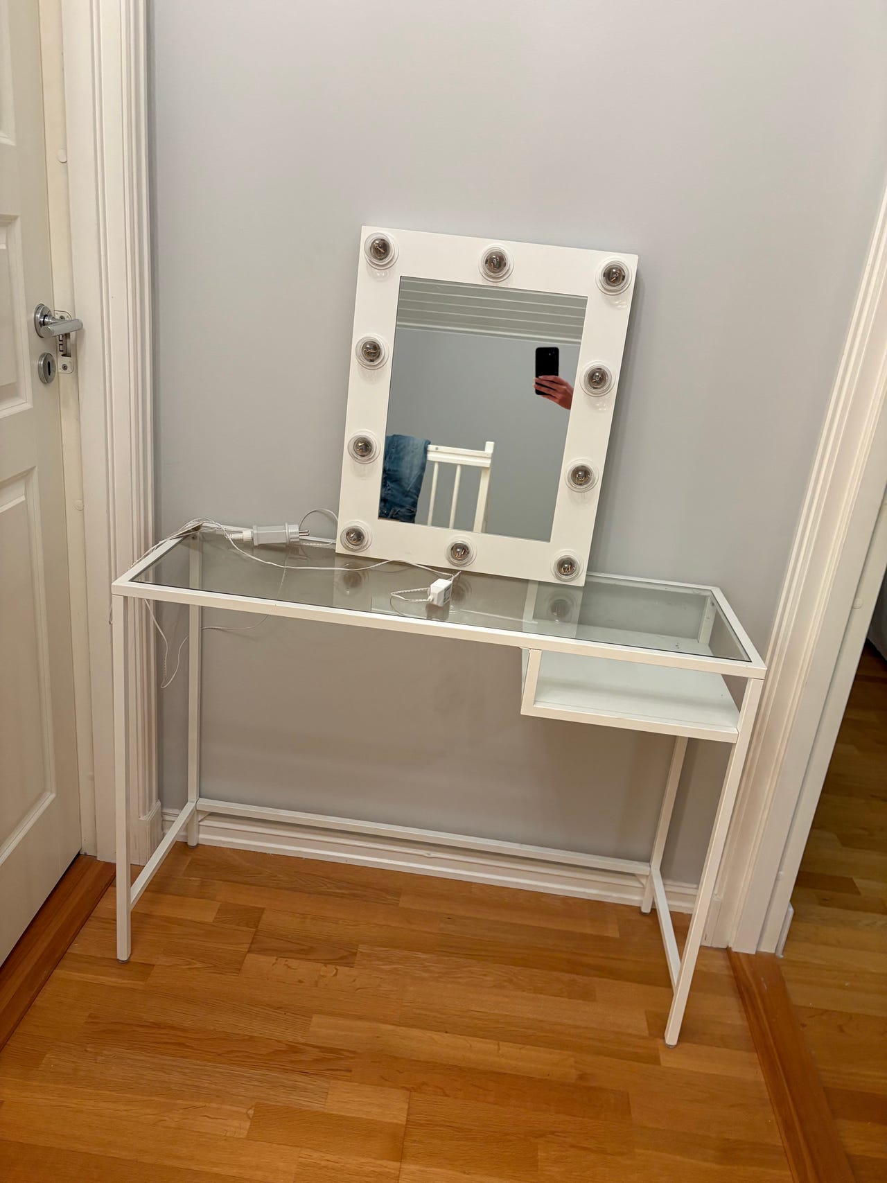 ikea pult/sminkebord | FINN-torget