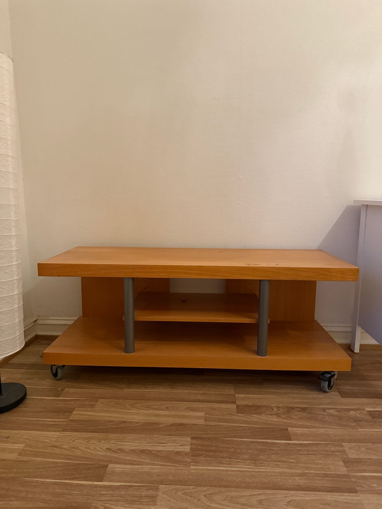 Tv benk gis bort | FINN-torget