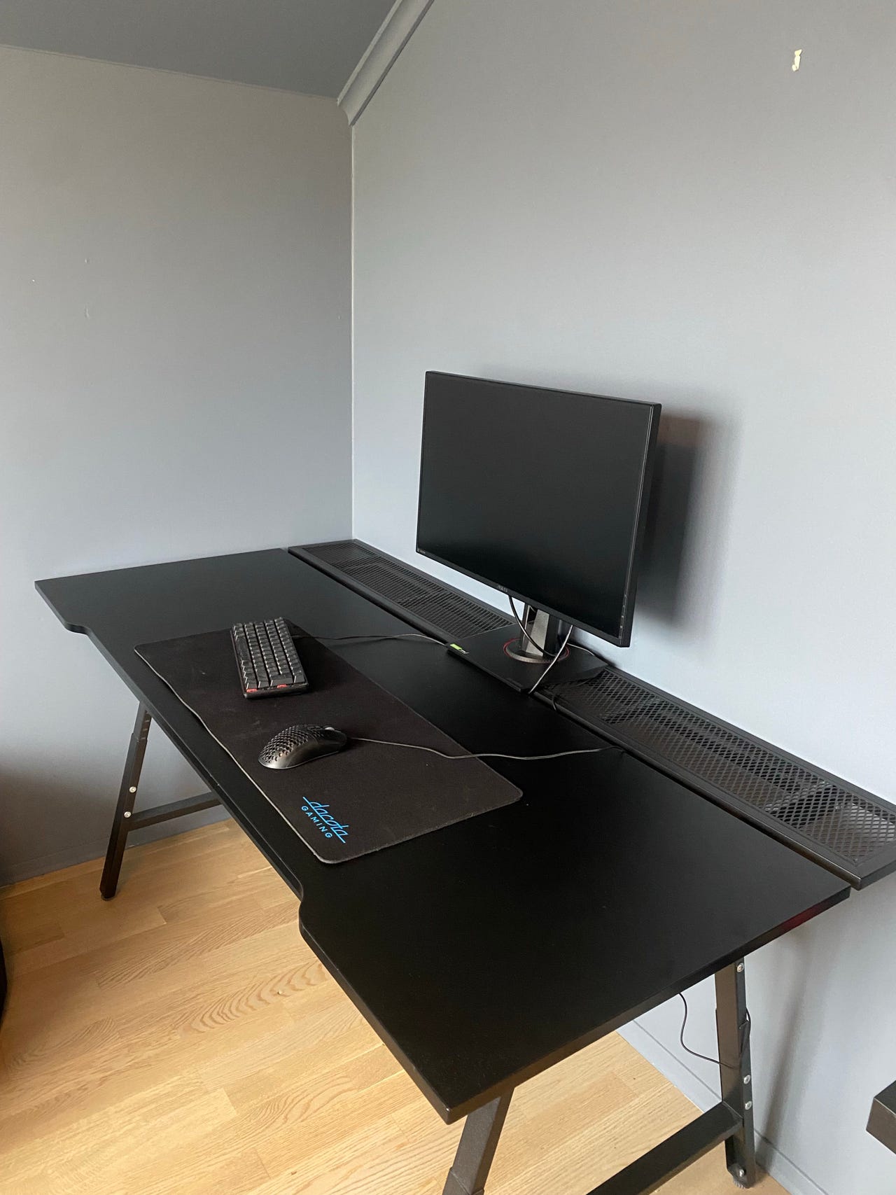 IKEA UTESPELARE, gaming pult | FINN-torget