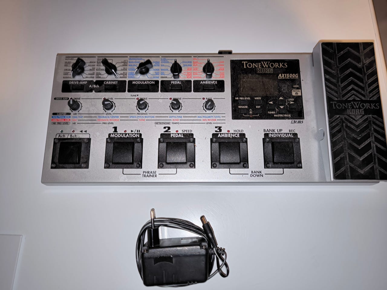 Korg ToneWorks AX1500G Guitar Multi-Effects Pedal | FINN-torget
