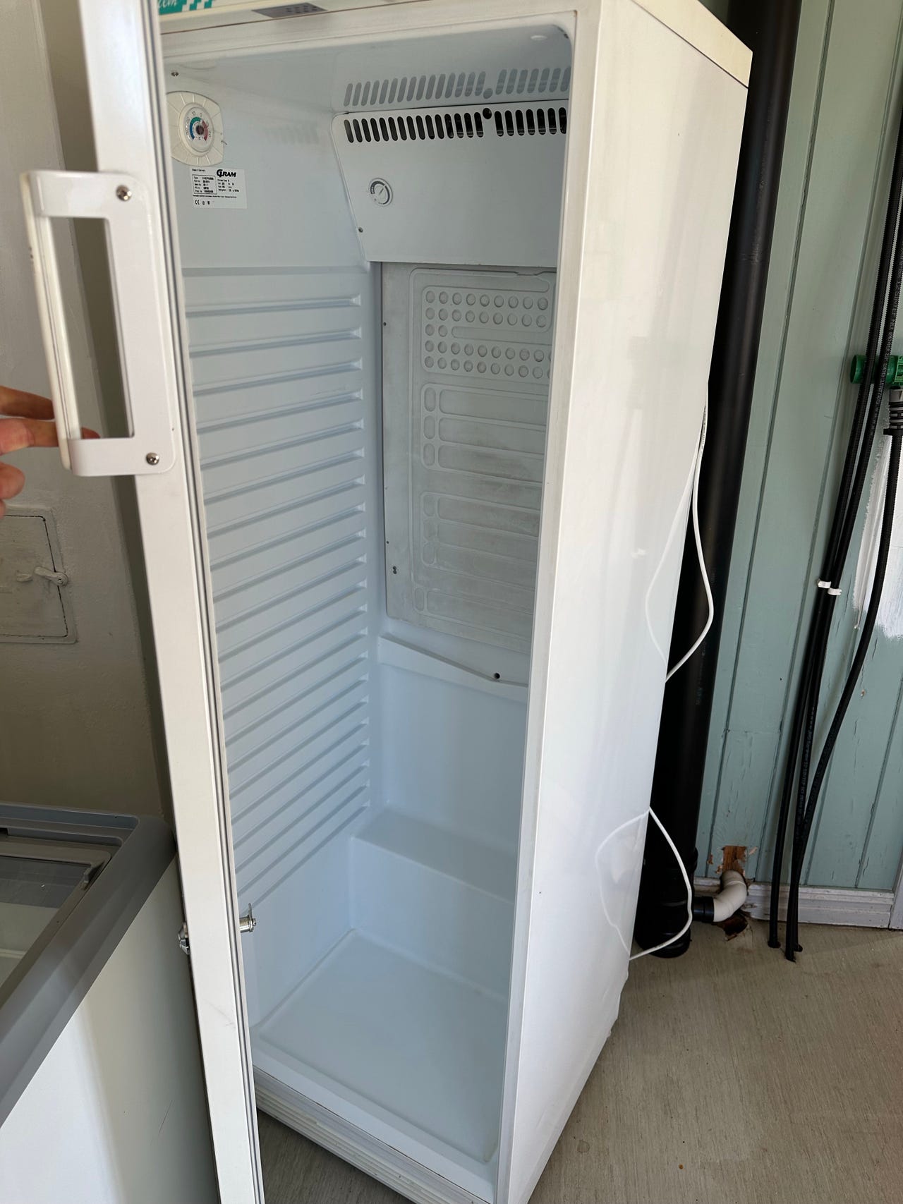 Gram K400 Pharma – profesjonelt kjøleskap | FINN-torget