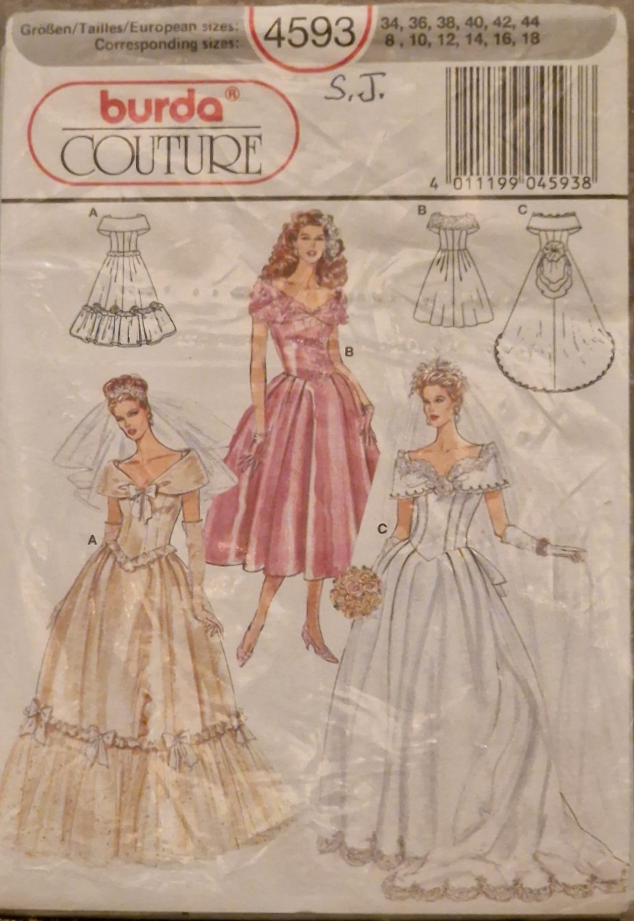 BURDA Couture (mønster nr 4593) | FINN-torget