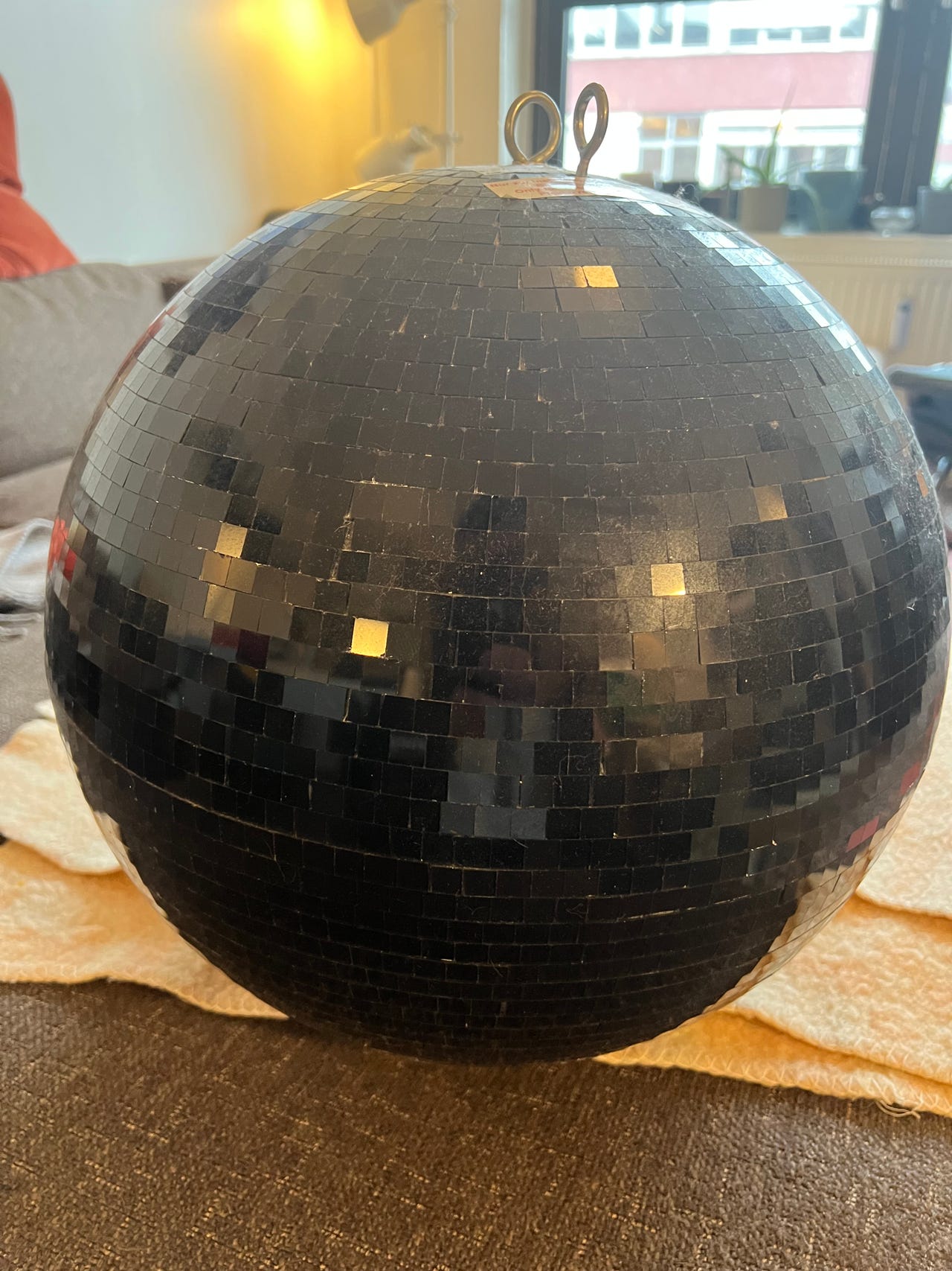 Mirror Ball/Speilball/Discokule 40 cm Svart Eurolite | FINN-torget