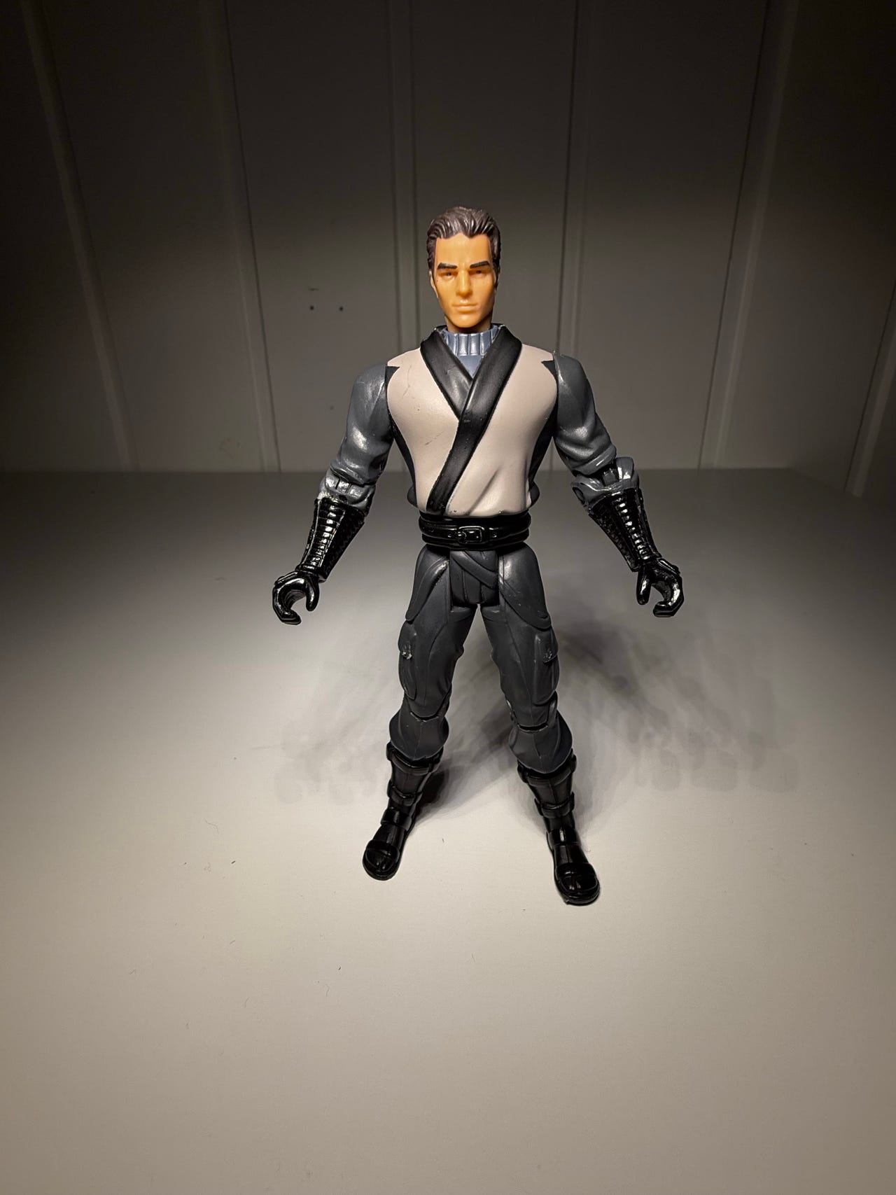 Batman Begins Bruce Wayne figur | FINN-torget