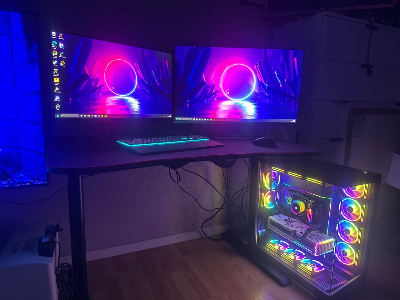Deluxe Gaming-Setup – | RTX 4080 SUPER | i9-14900KF | 32GB DDR5 | 2TB ...