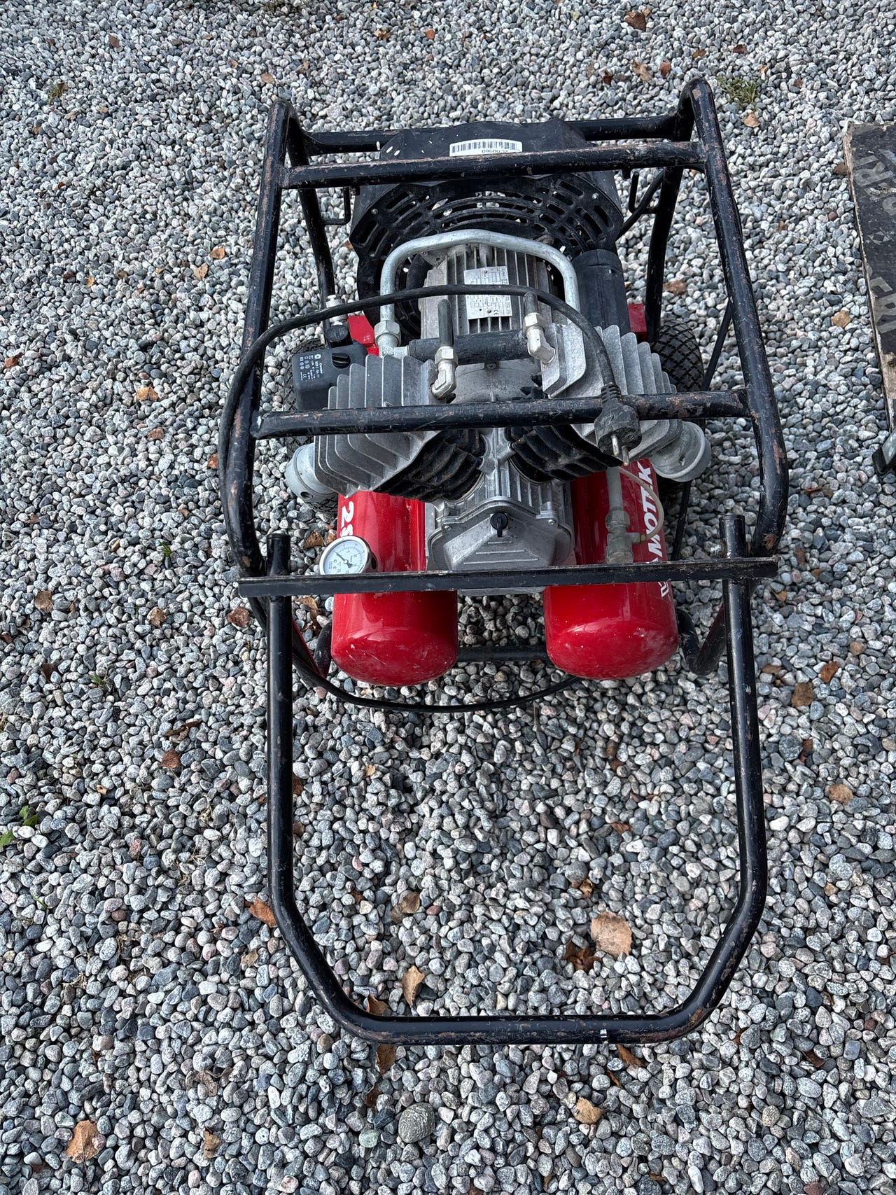 Motek 280 Kompressor med hjul og ramme | FINN-torget