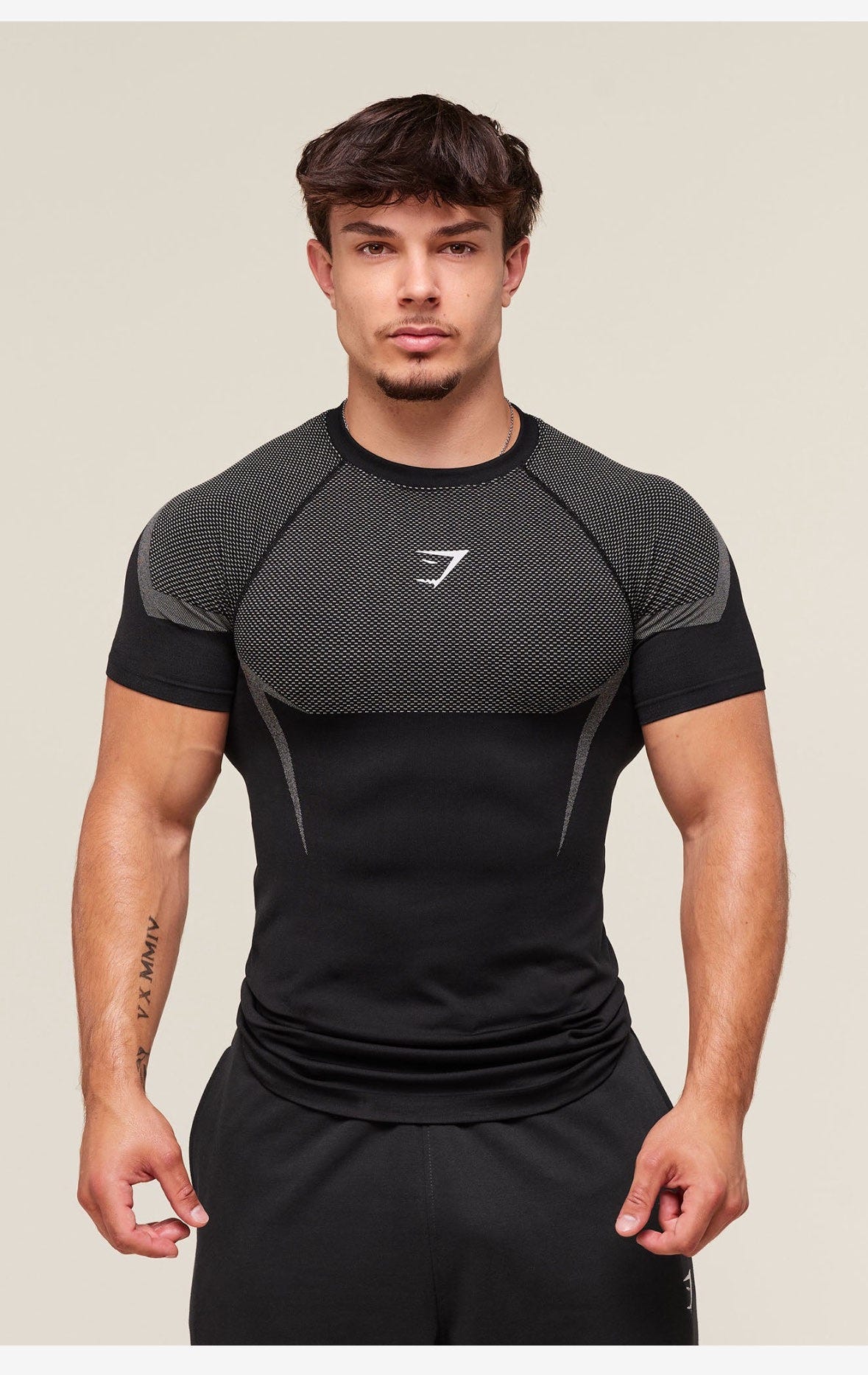 Gymshark ONYX v5 T-skjorte Svart M | FINN-torget