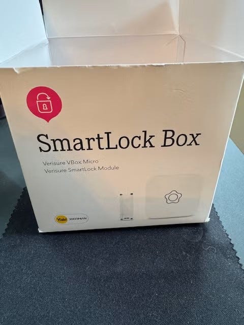 Verisure VBox Micro SmartLock Box + Smartplug | FINN-torget