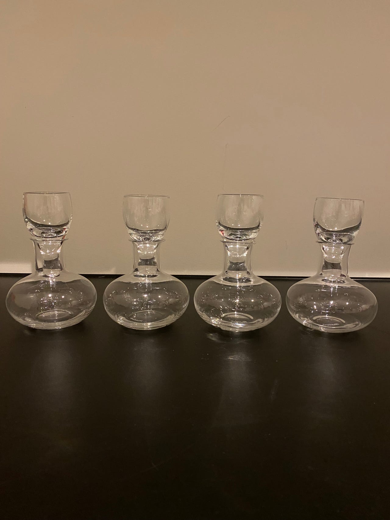 Hadeland akevitt karafler med glass | FINN-torget