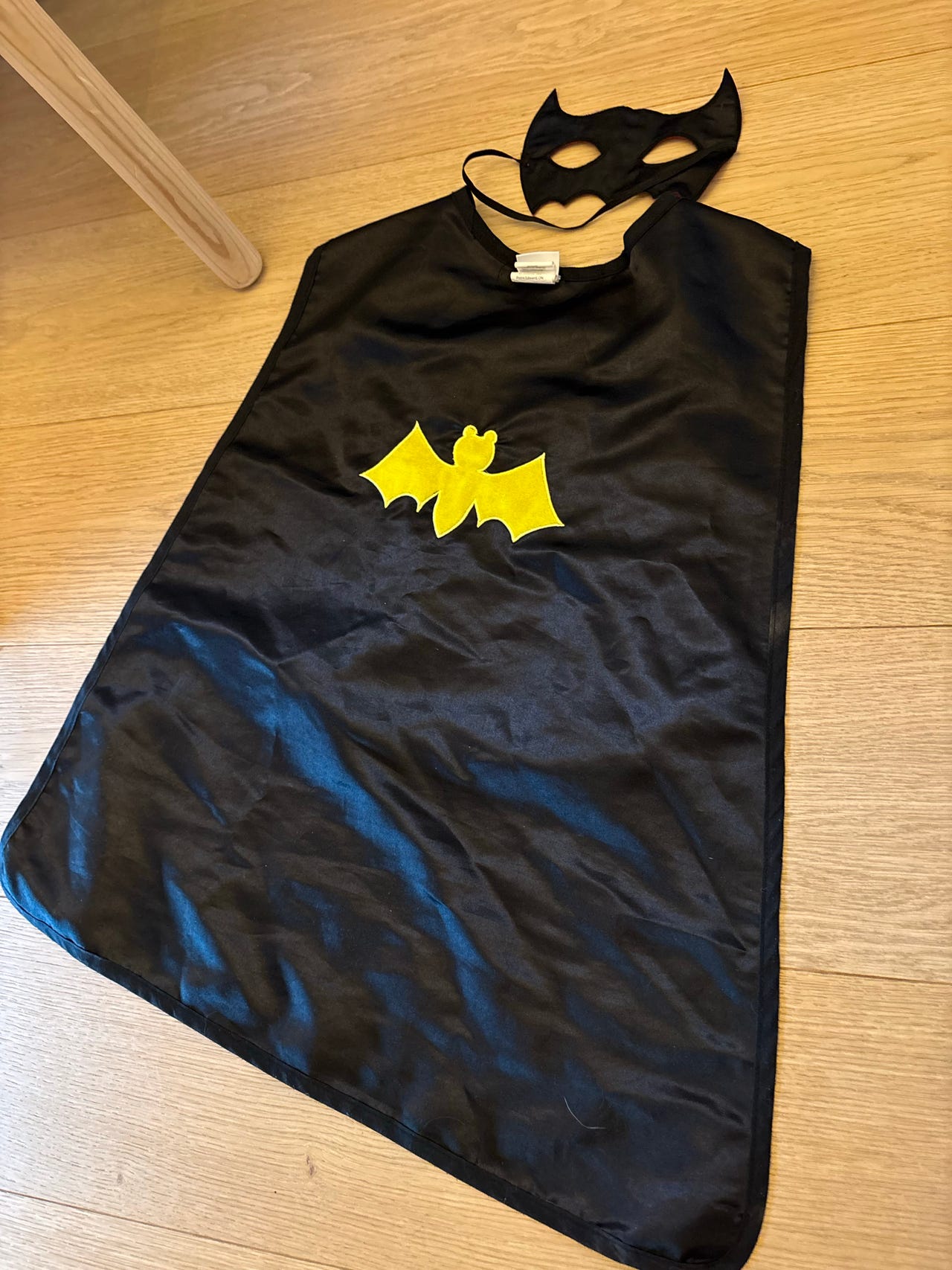 Batman og Superman 2in1 kappe til Halloween | FINN-torget
