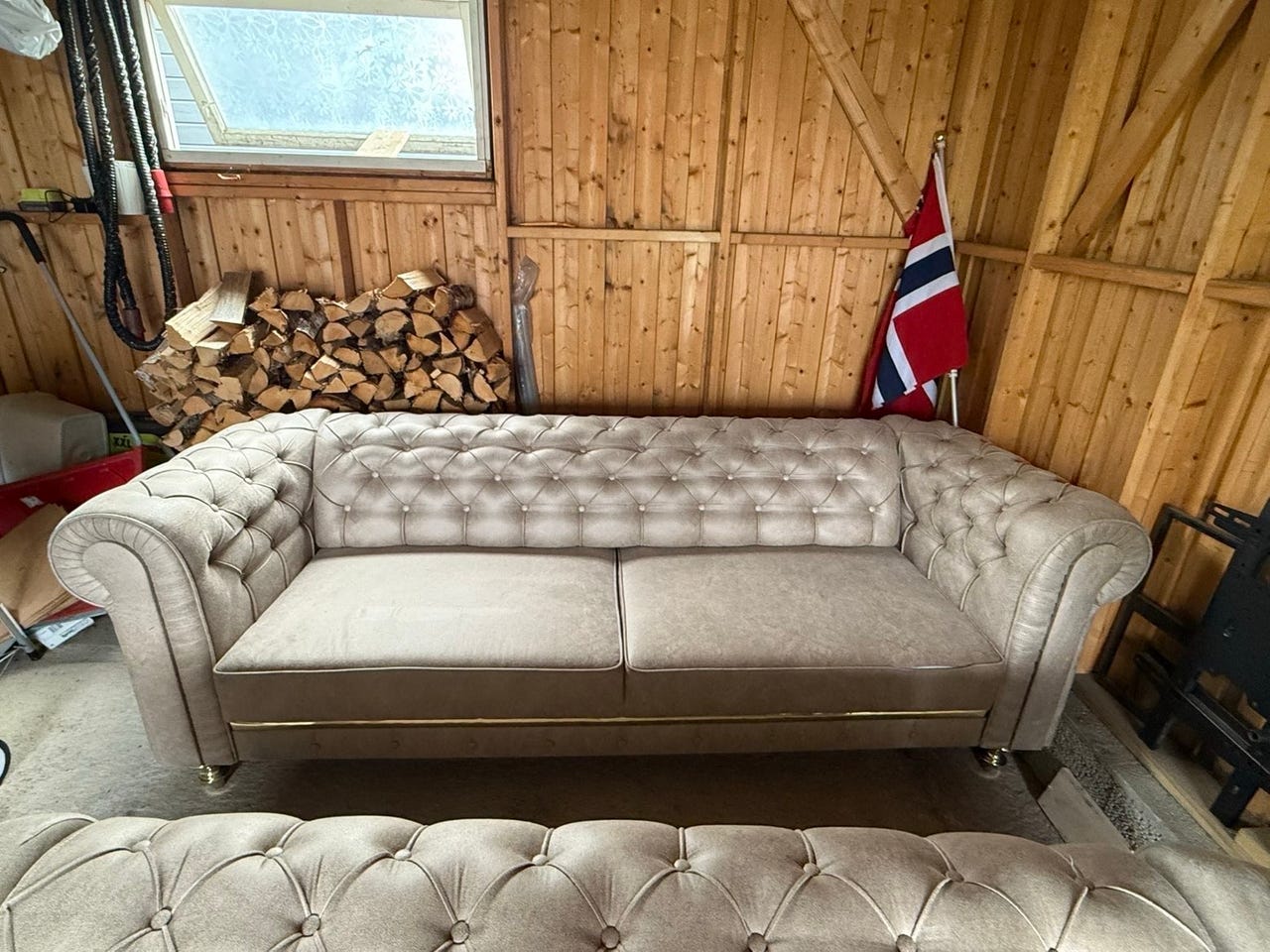 Pent brukt sofa til salgs | FINN-torget