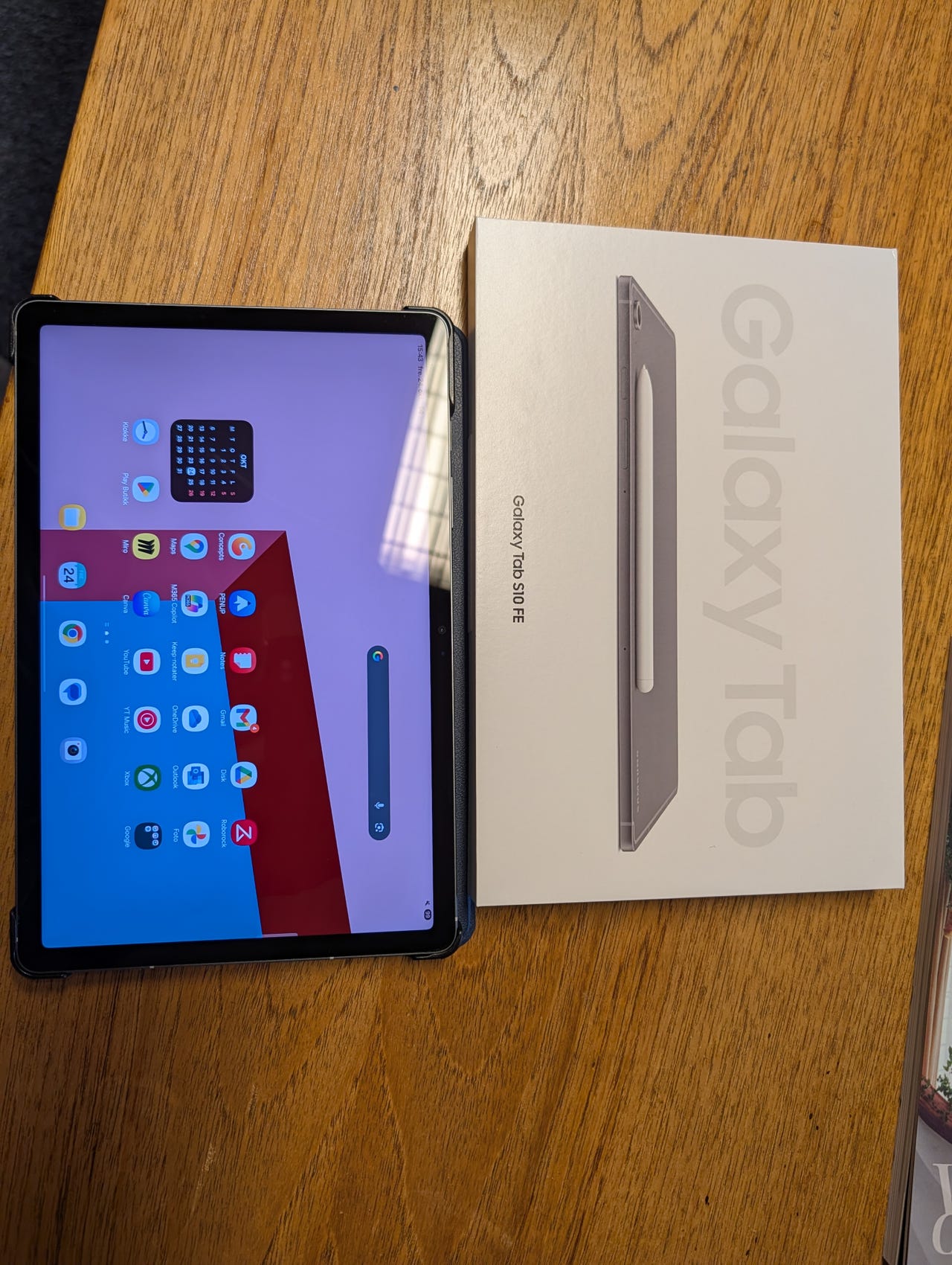 Strøken Samsung Tab S10 - med original pakke og deksel | FINN-torget