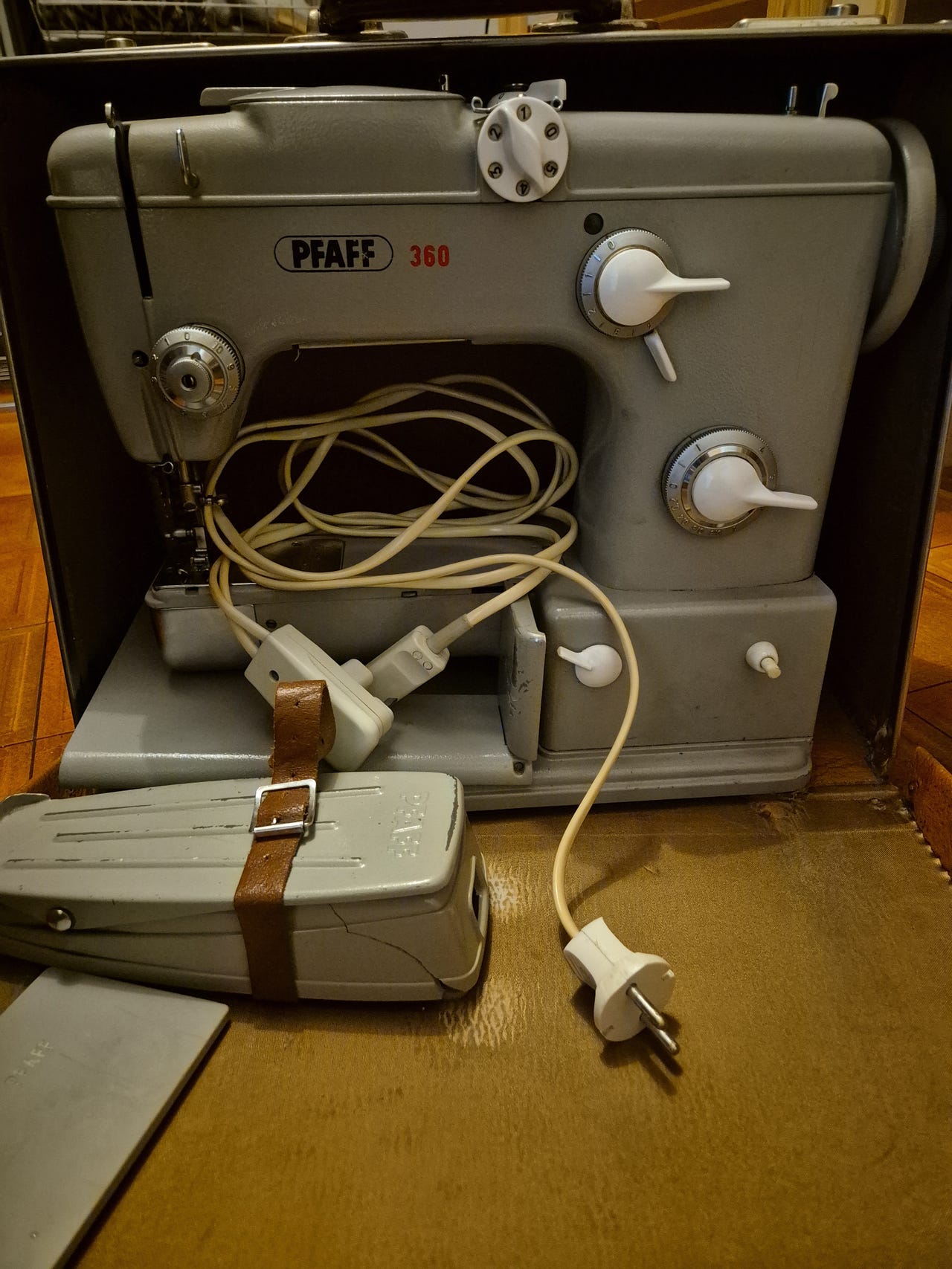 Pfaff 360 symaskin | FINN-torget