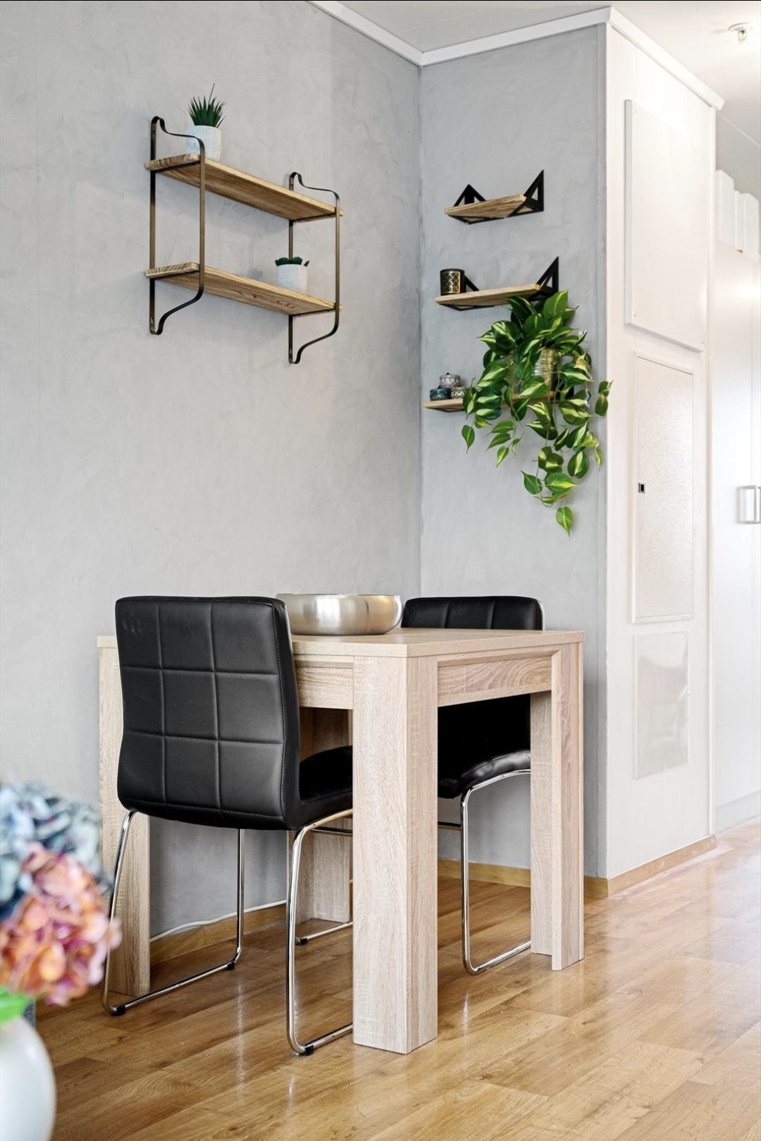 Hallund spisebord | FINN-torget