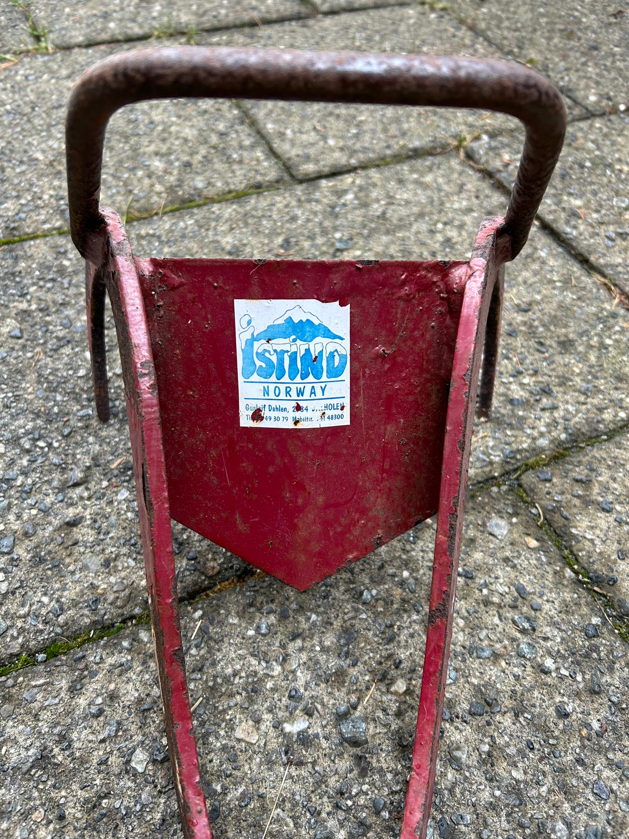 Snø anker Istind til hundeslede | FINN-torget