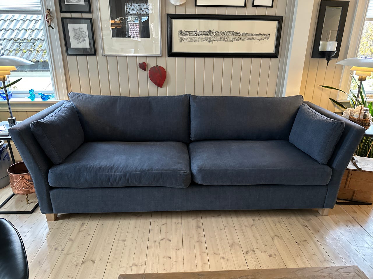 Hent-nå pris: Blå Balder 3-seter sofa og puff fra H&C | FINN-torget