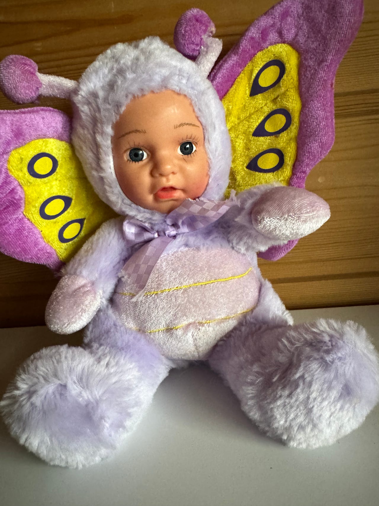 BeBe Plush Butterfly Dokke | FINN-torget
