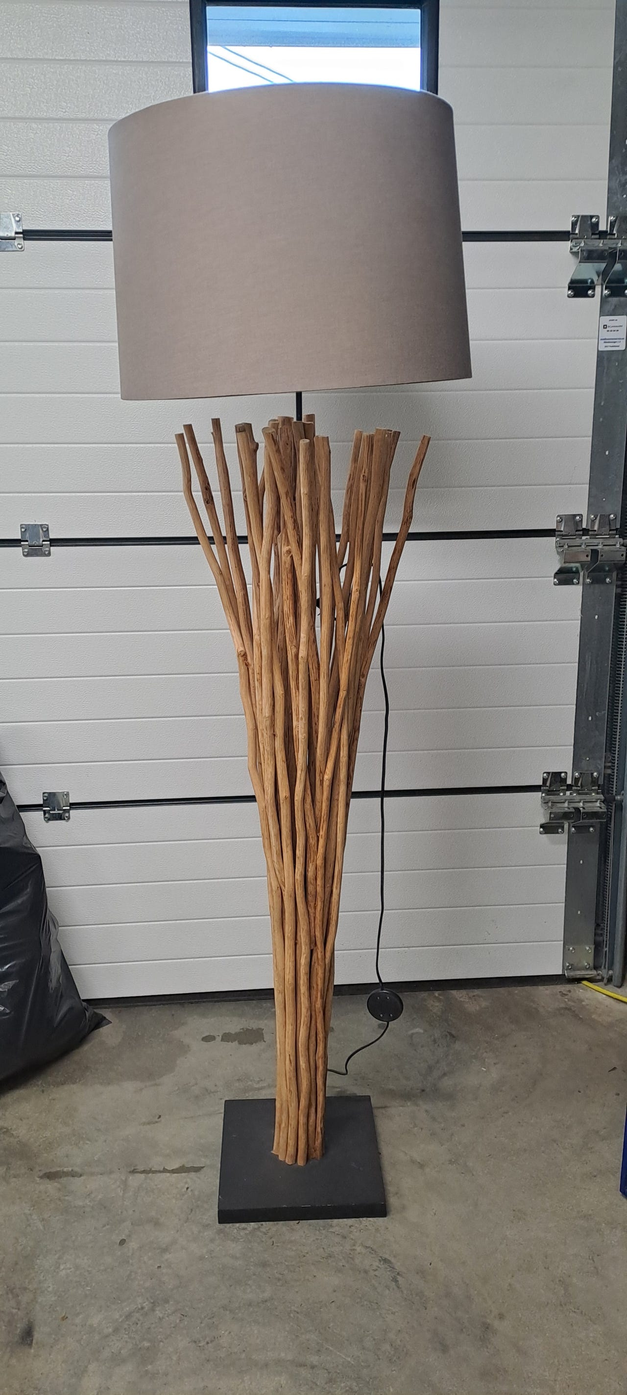 Nydelig stor stålampe | FINN-torget