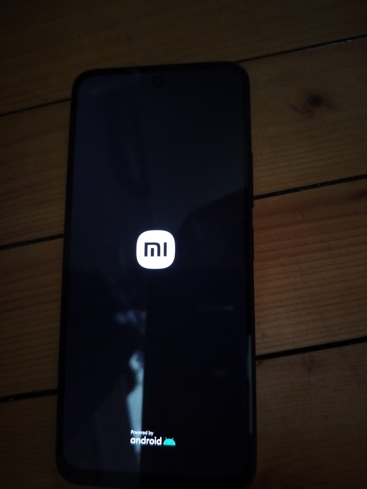 Mobil med handsfree selges billig | FINN-torget