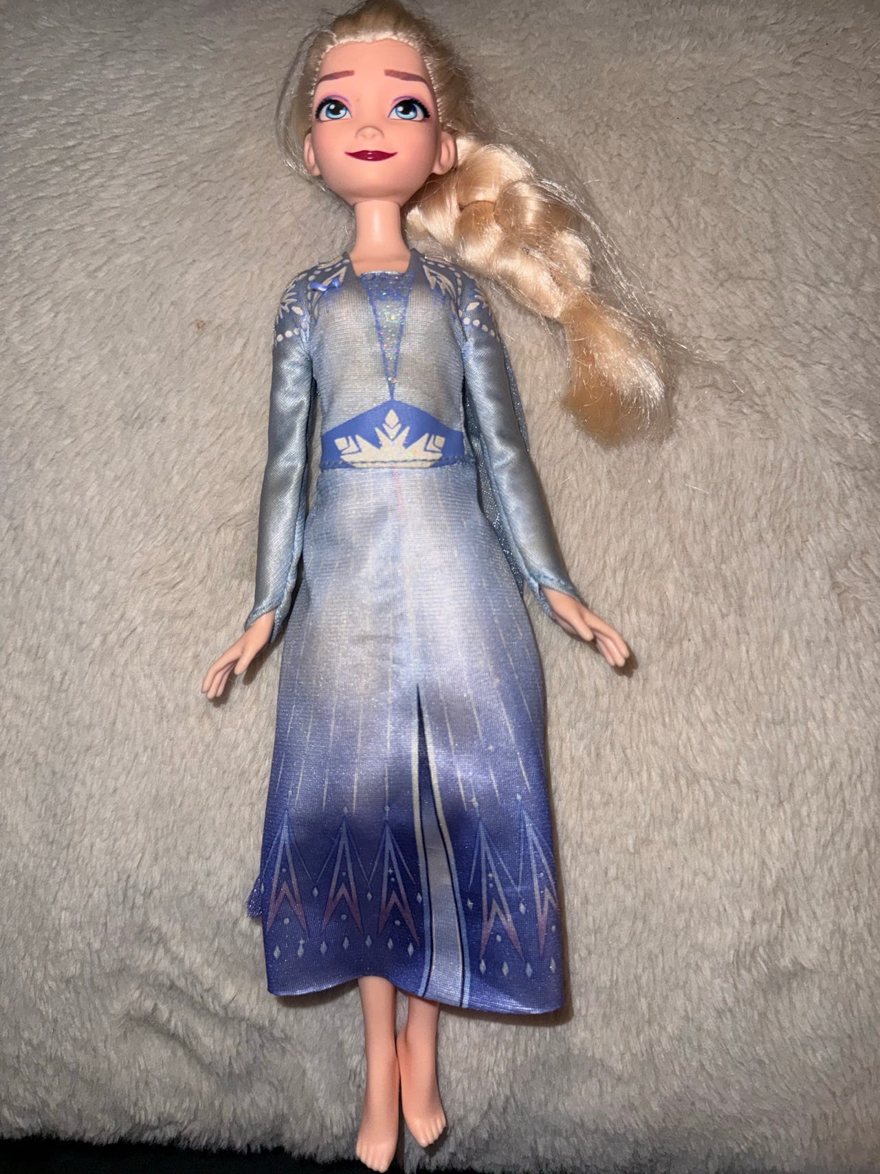 Disney Elsa Dukke med Blå Kjole og Kappe | FINN-torget