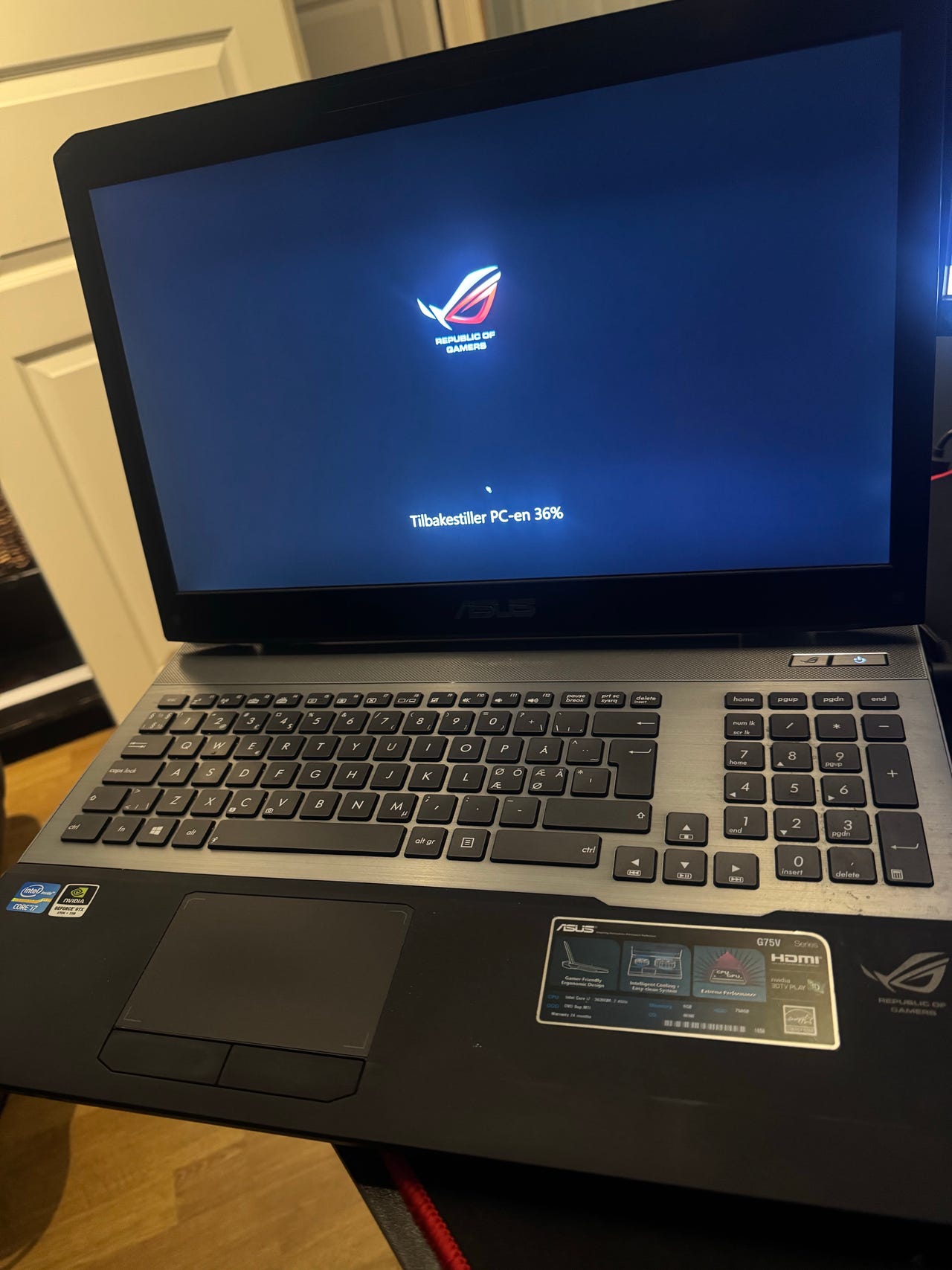 Asus G75V Serie Bærbar PC Intel Core i7 17,3 tommer | FINN-torget