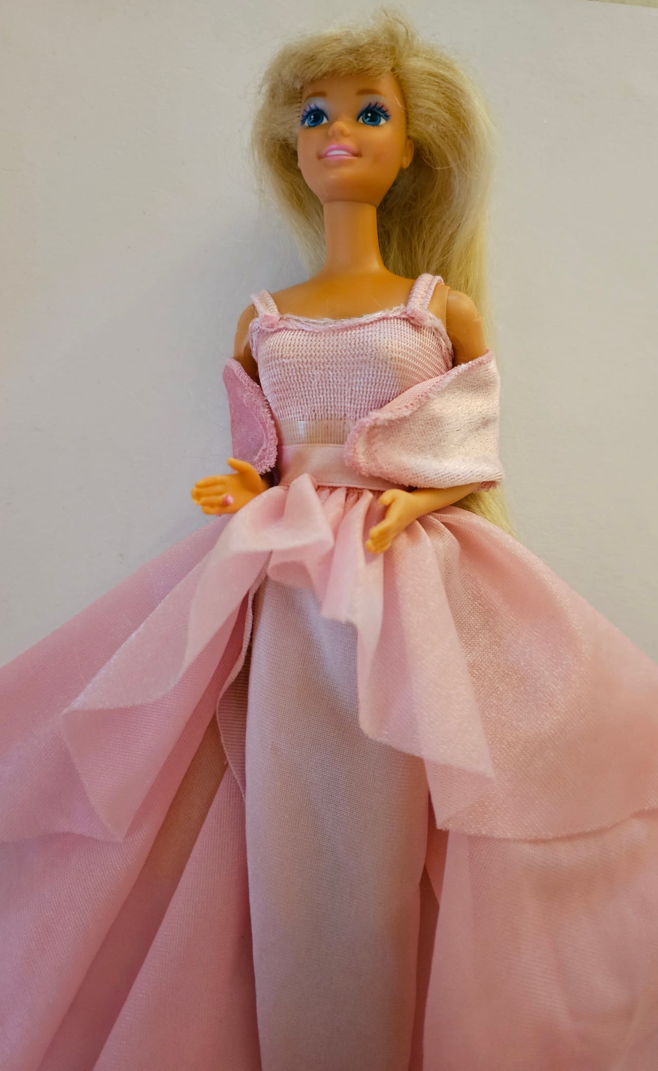 Vintage barbie dukke fra Mattel/ 1966( ryggen), 1976 ( halsen) | FINN ...
